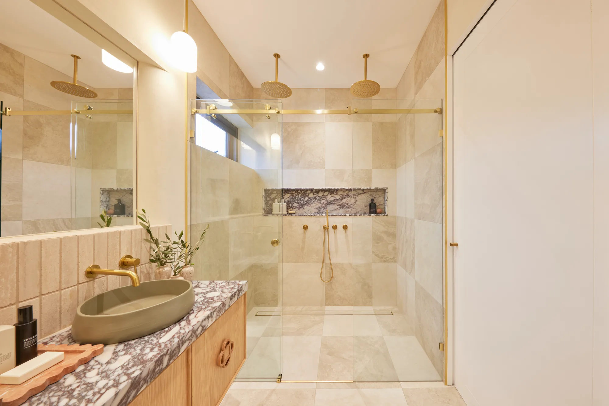 Tour Courtney And Grant's House On The Block 2024 | Homes To Love