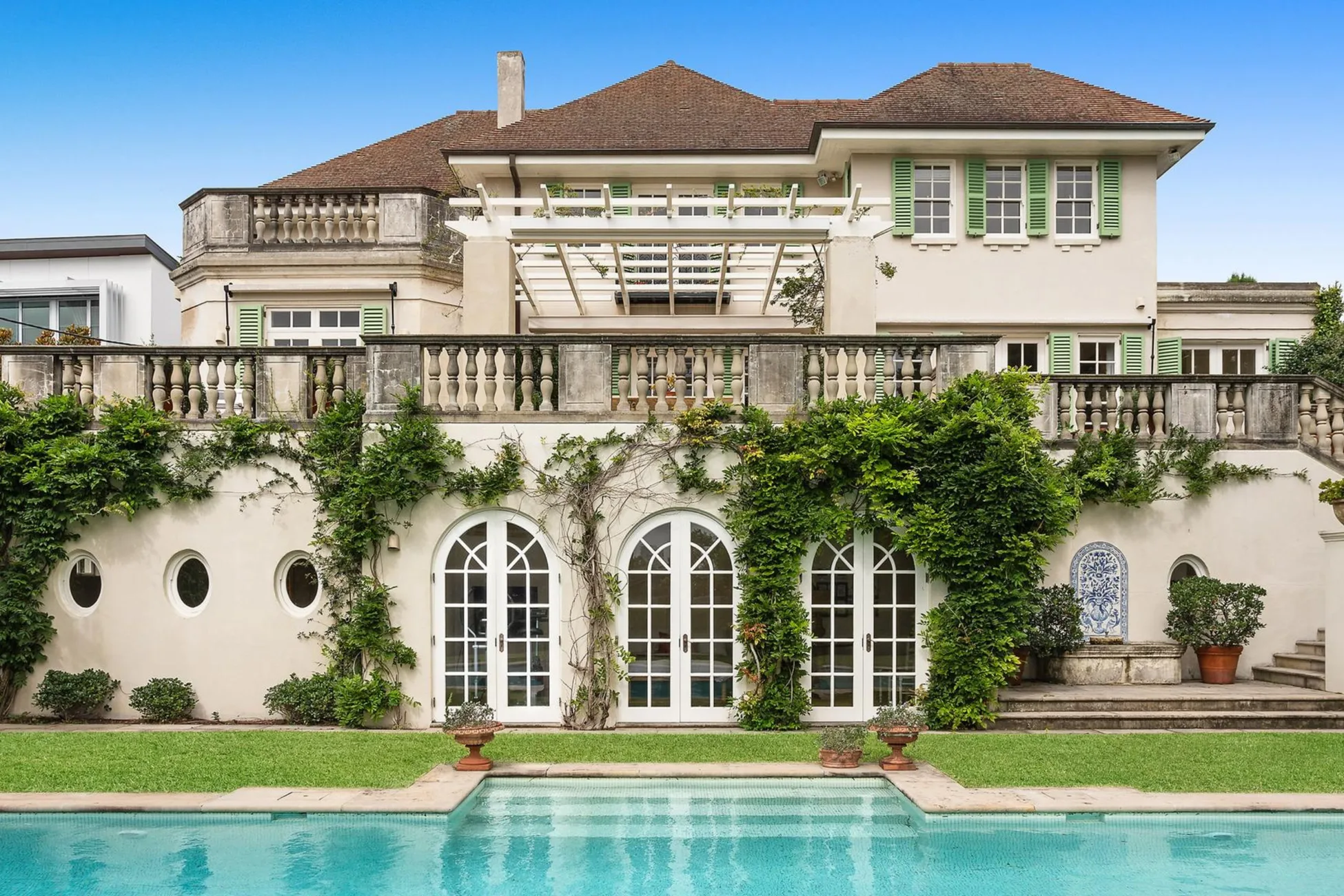 9 Luxury Homes On The Market In Sydney Right Now | Homes To Love