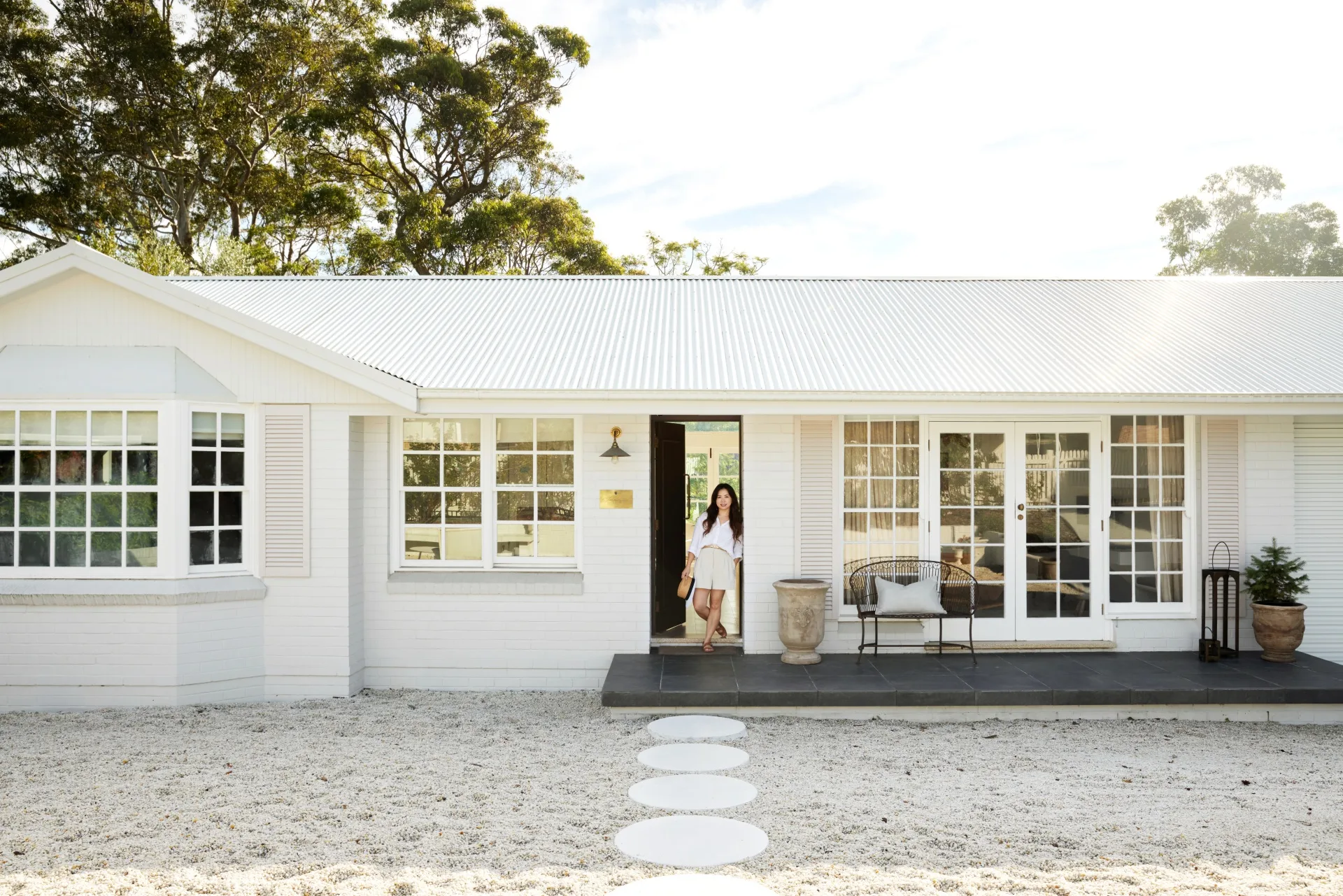 Visit a heavenly French-inspired mid-century home full of light and ...