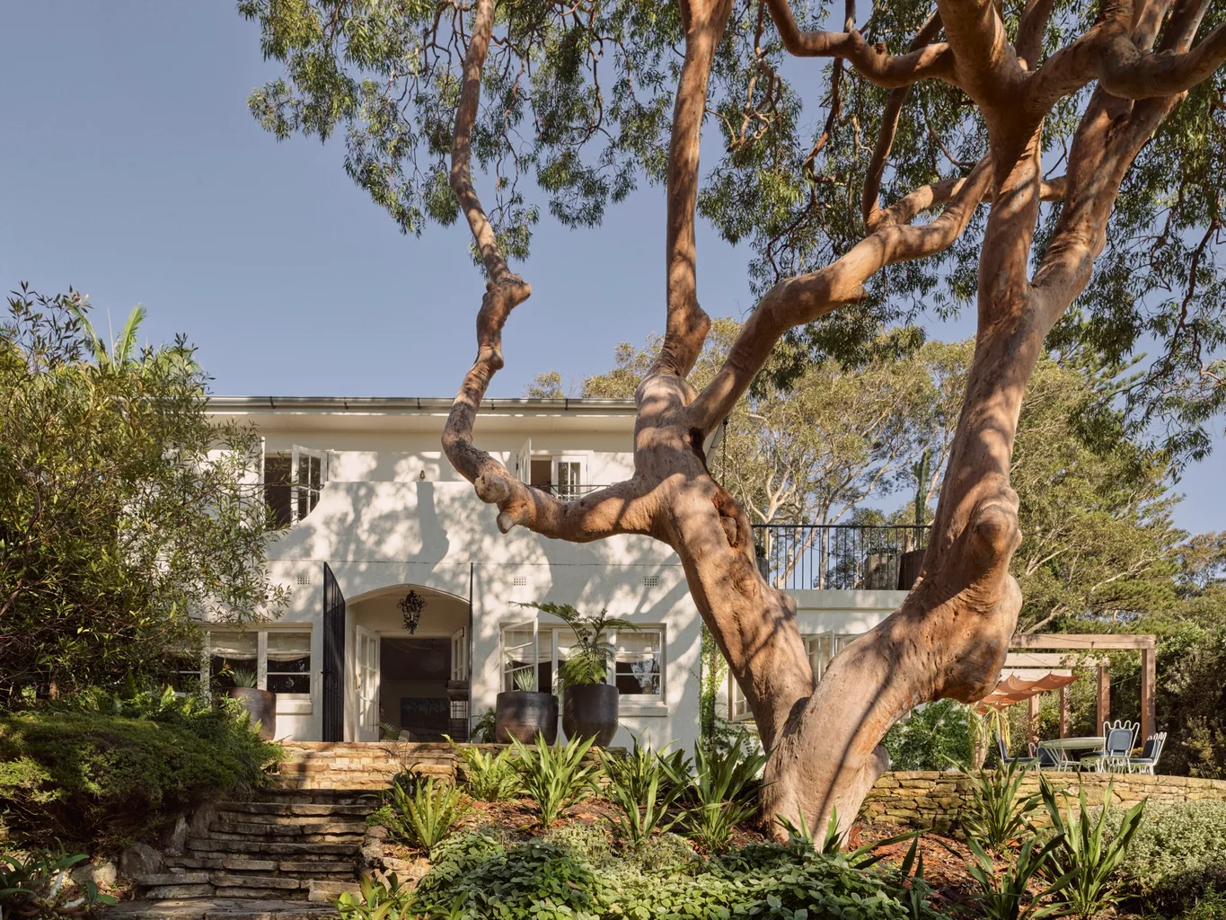 This Spanish-Style Avalon Home Feels Like A Warm Embrace | Homes To Love