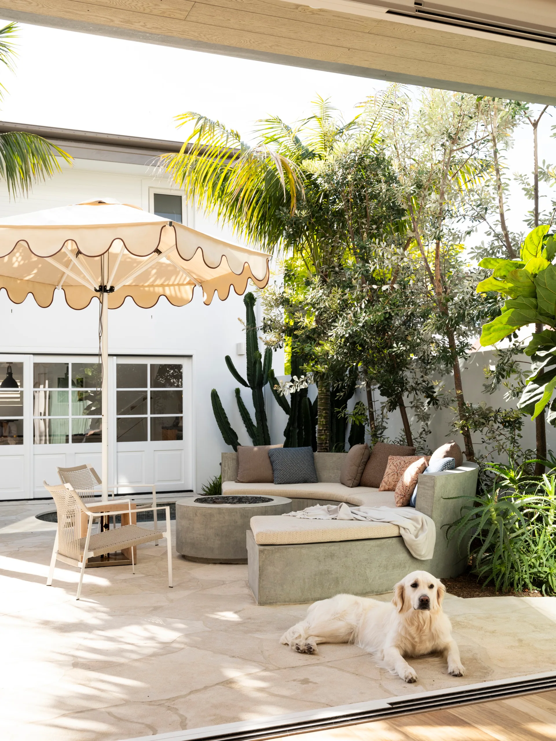 This Small Sydney Garden Channels A Coastal Resort | Homes To Love