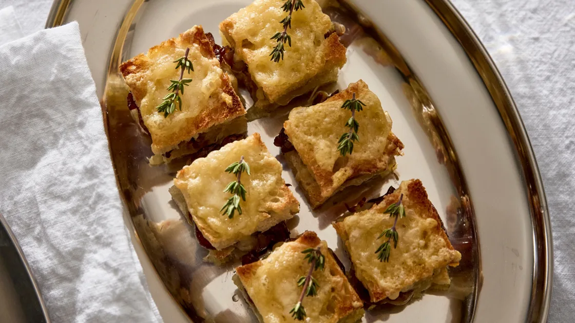 Chic Canapé Recipe: French Onion and Comté Cheese Bites | Homes To Love