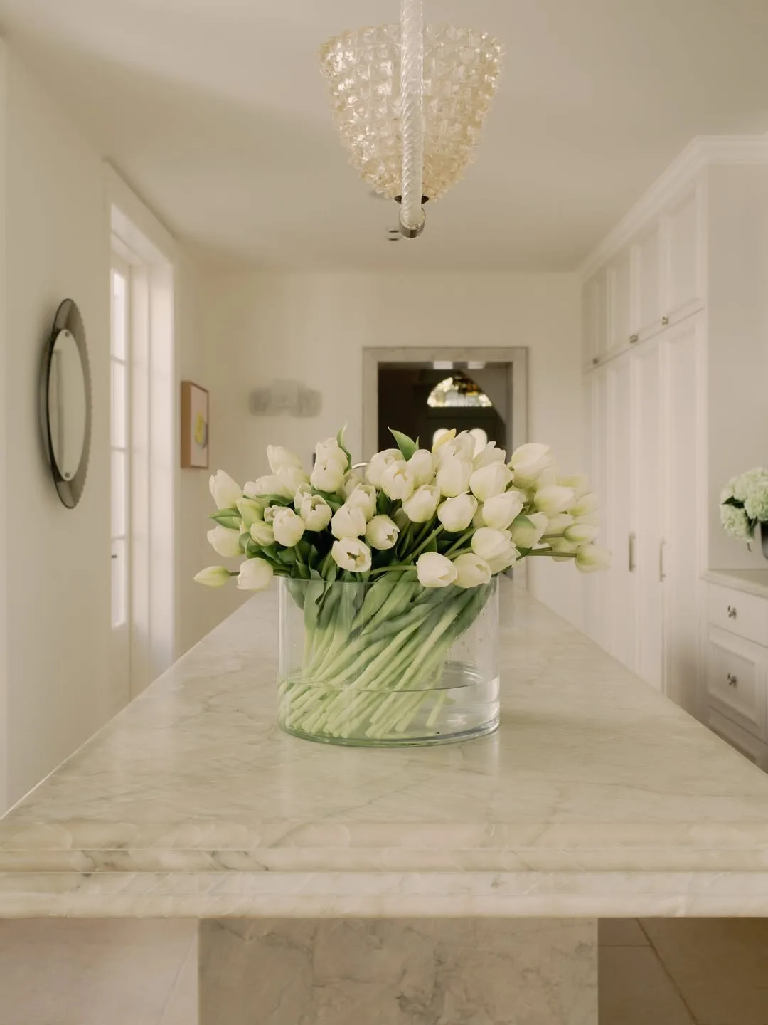 Why Stylish Homes Are Embracing Fake Flowers Again | Homes To Love
