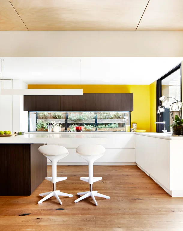 Colorful Kitchen Designs to Brighten Your Home