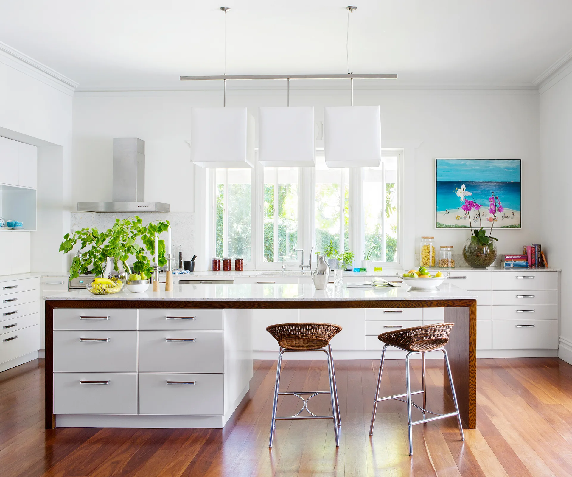 10 Coastal Kitchen Design Ideas