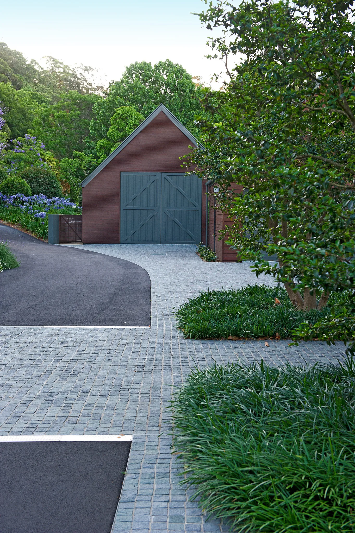 Gallery - Sue and Brian's Park-Style Country Garden