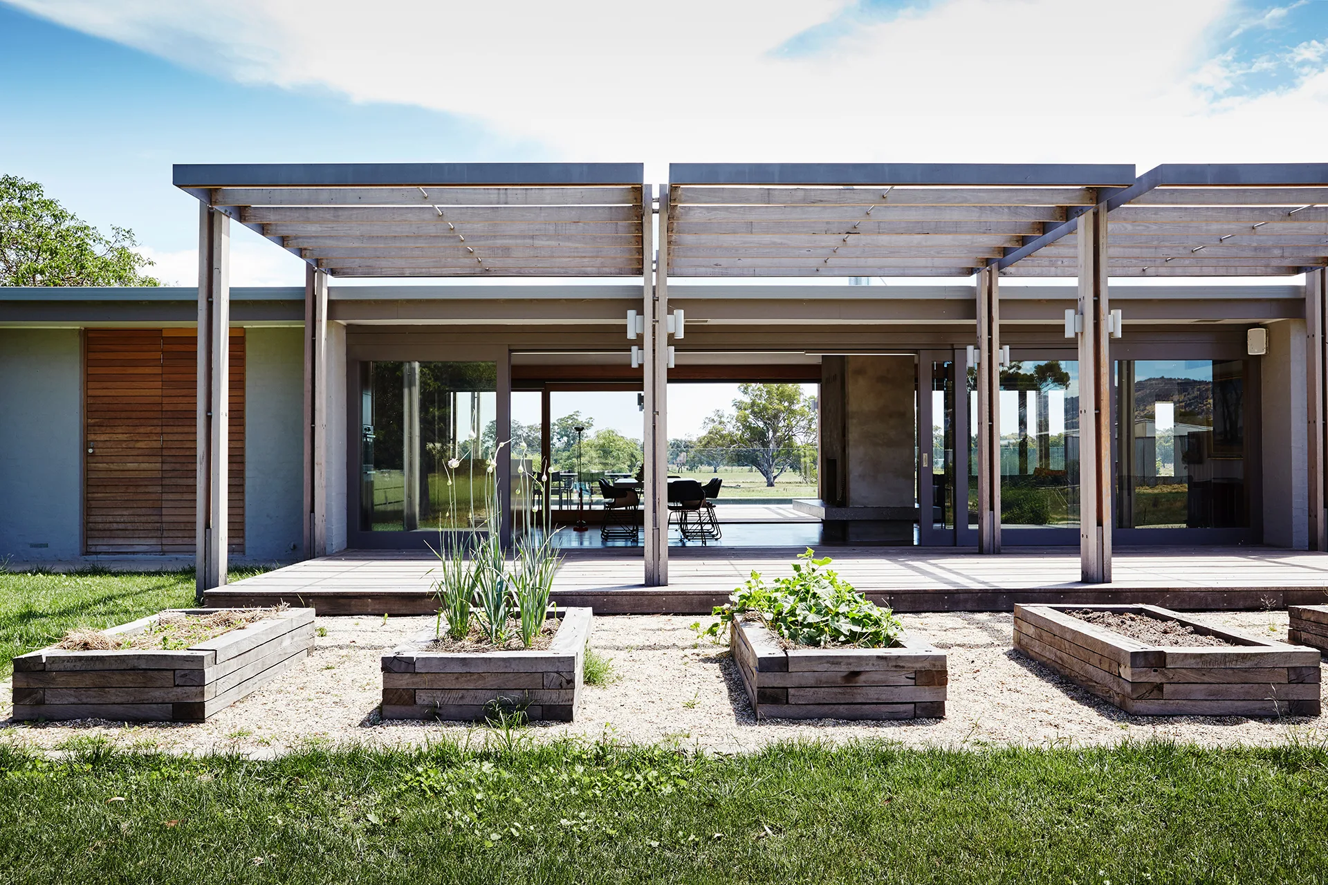 Contemporary revamp for '70s farmhouse