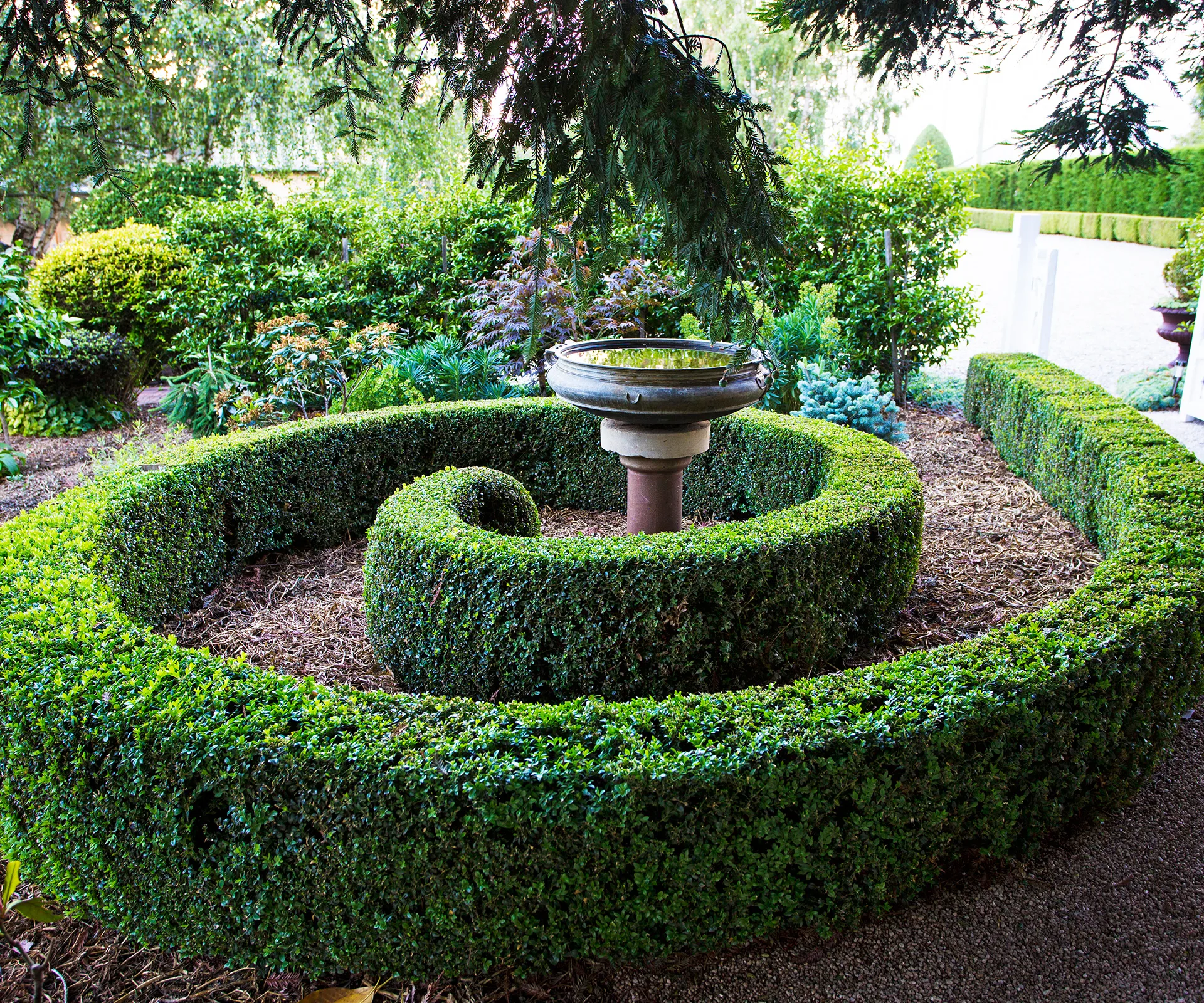 Old Is New Again In This Charming Tasmanian Garden