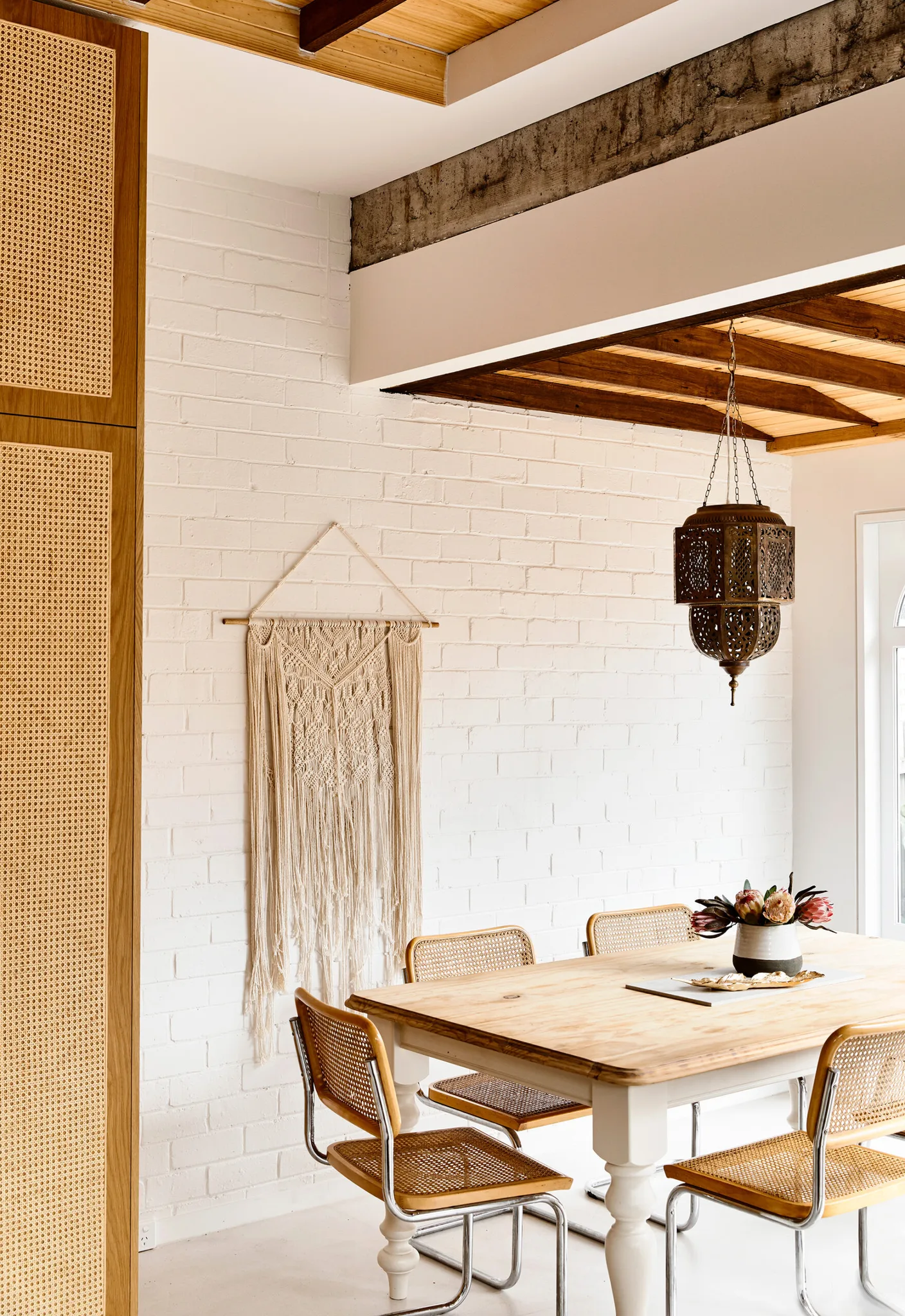 10 homes that master modern boho style