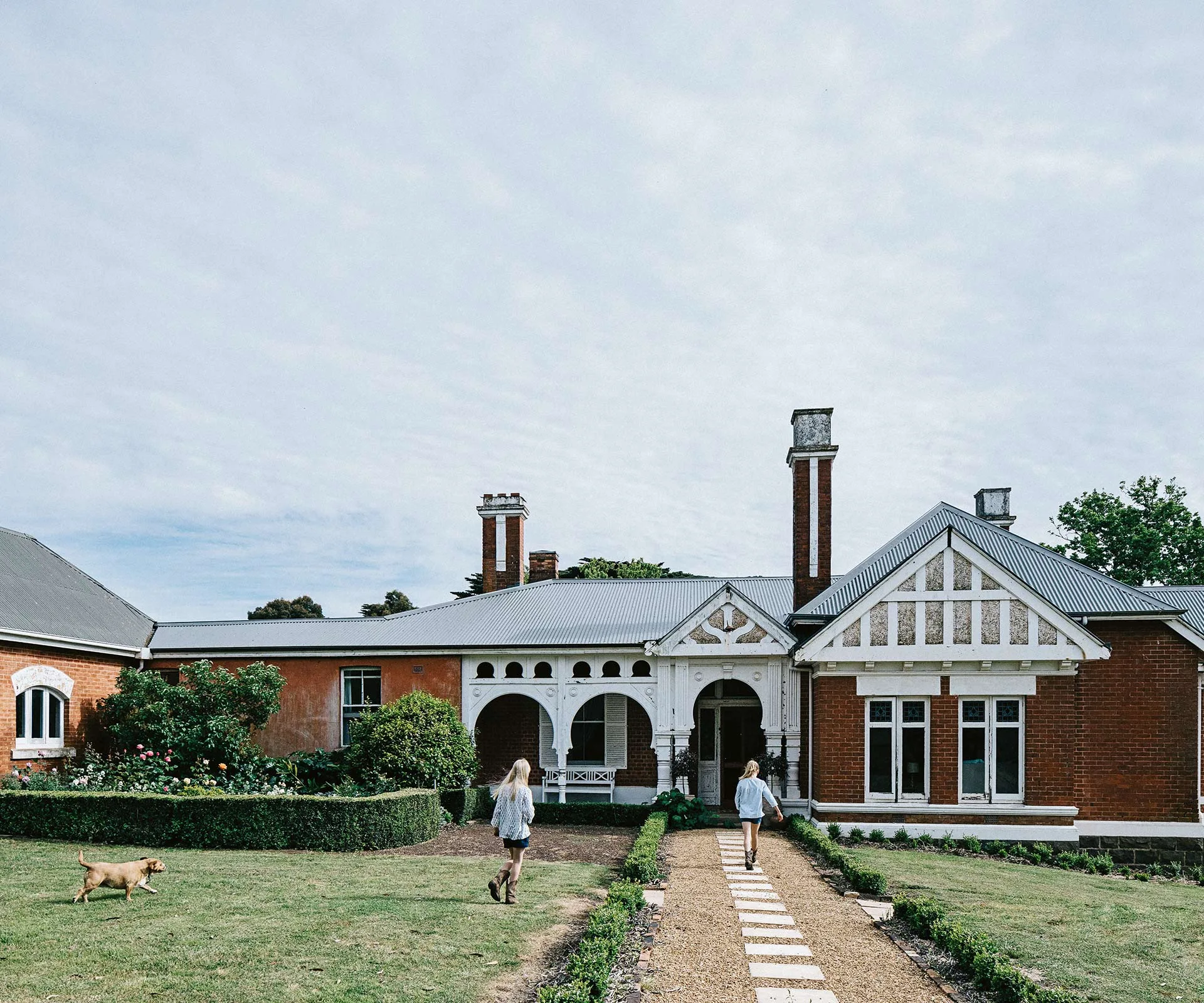 Welcoming family homestead near Coleraine, Victoria