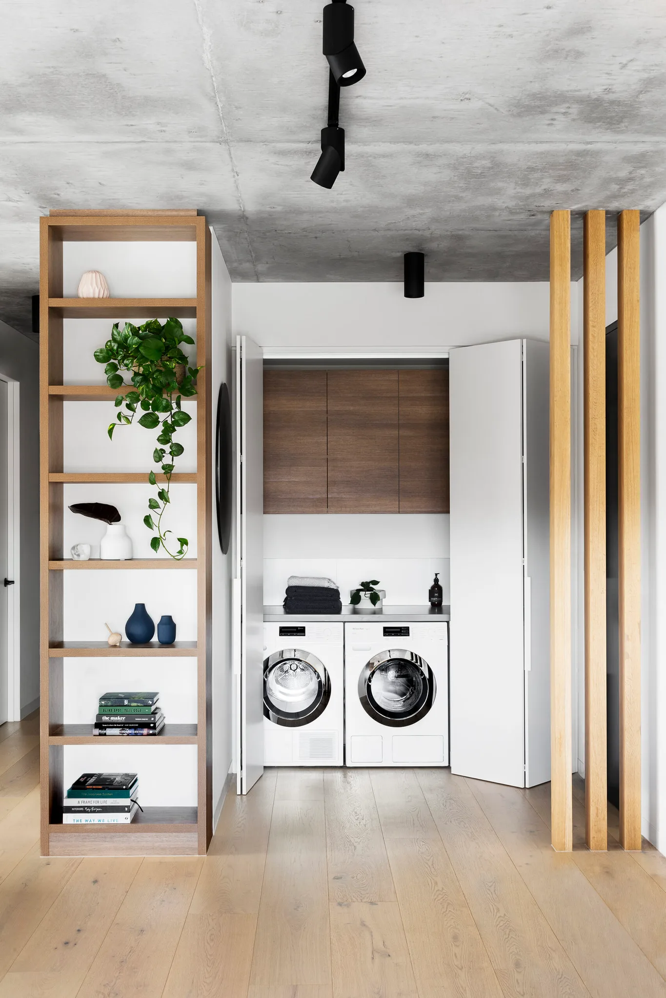 European laundry: design tips for a compact cupboard laundry
