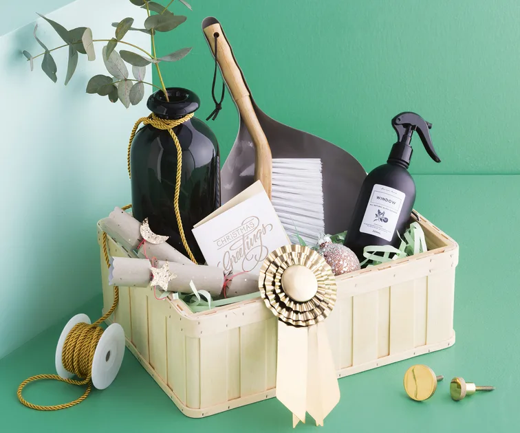 4 DIY Christmas hamper ideas to create for your loved ones