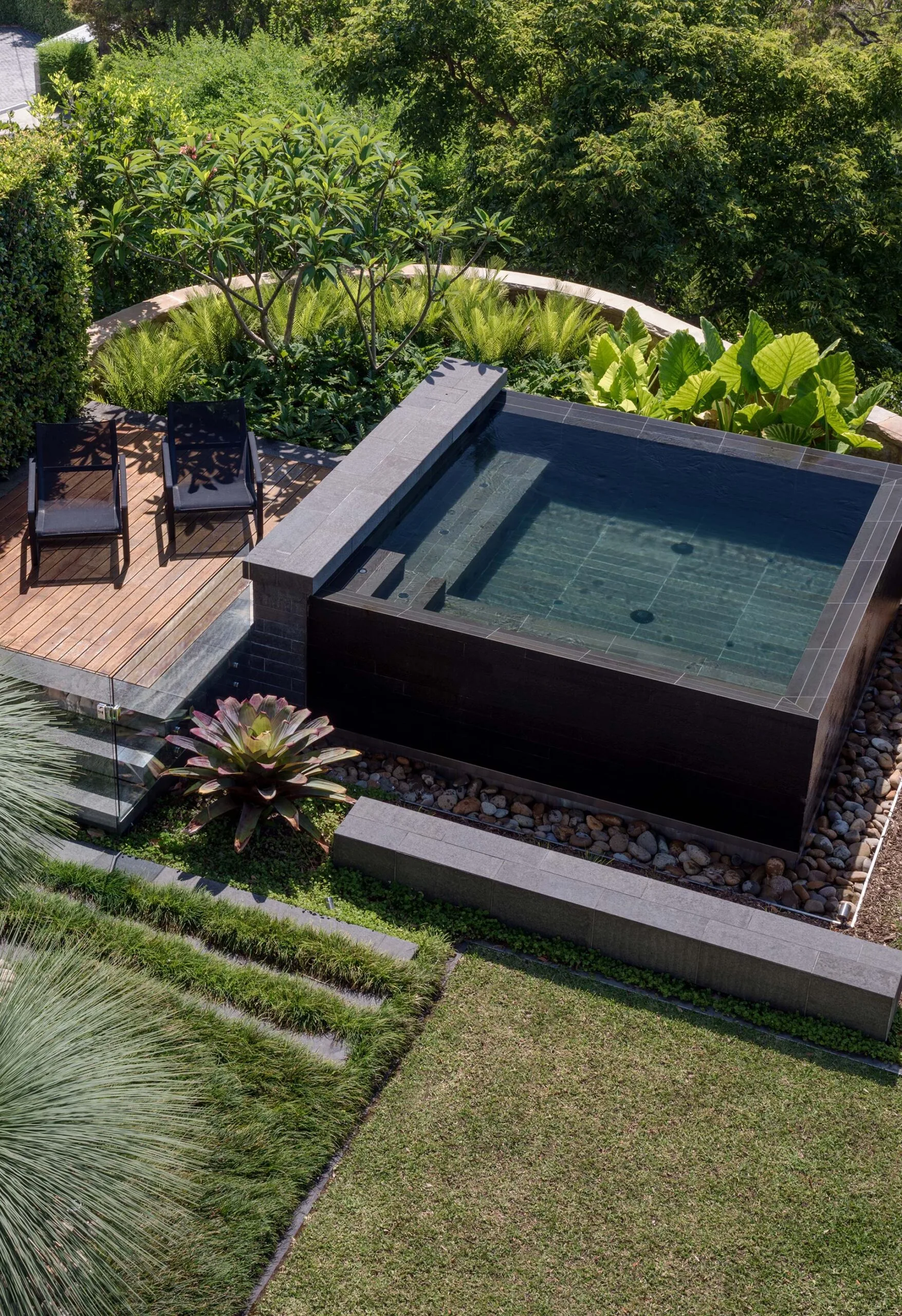 Plunge Pools: What You Need To Know Before Installing One