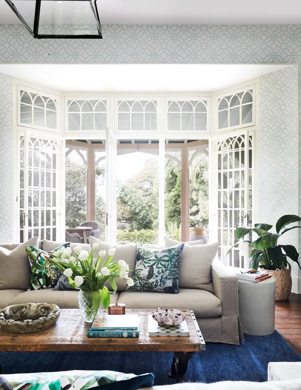 10 Tips To Mix And Match Cushions Like A Pro