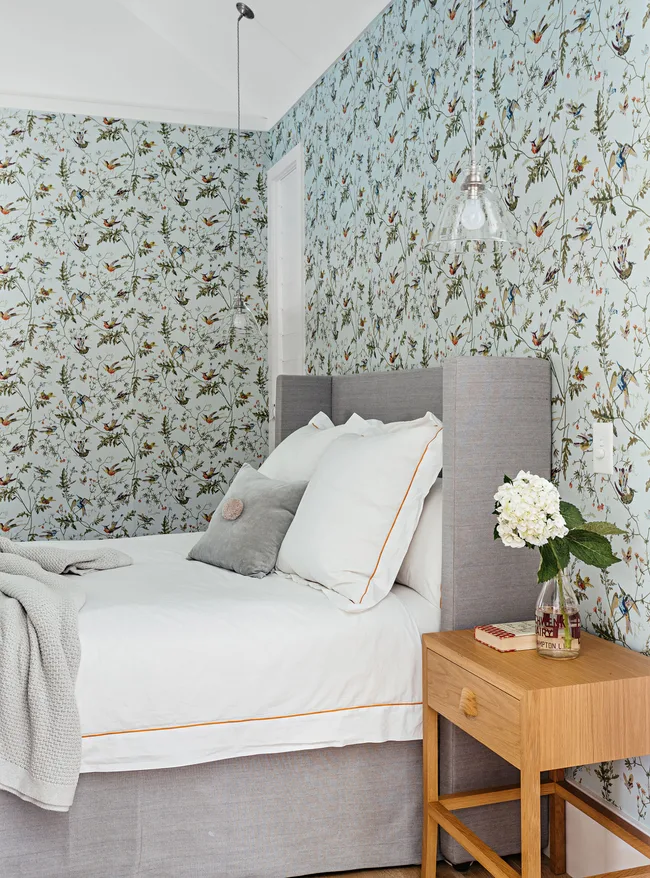 Modern shaker country home overlooking Mudgee Wineries