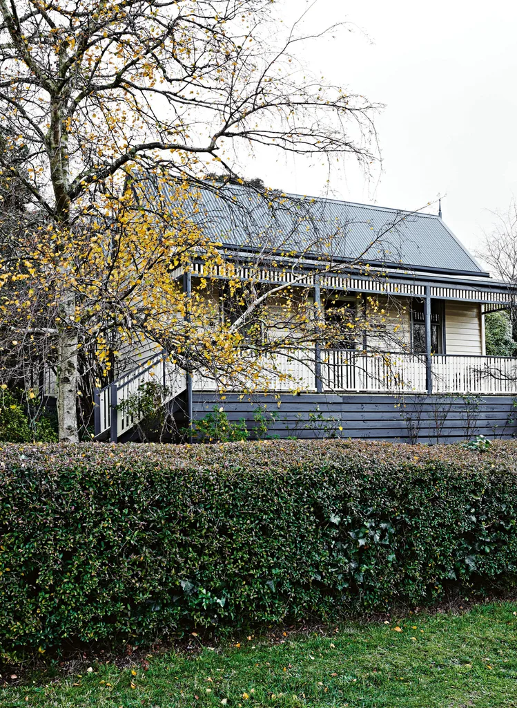 Inside A Fashion Designer's French Provincial Cottage In Daylesford