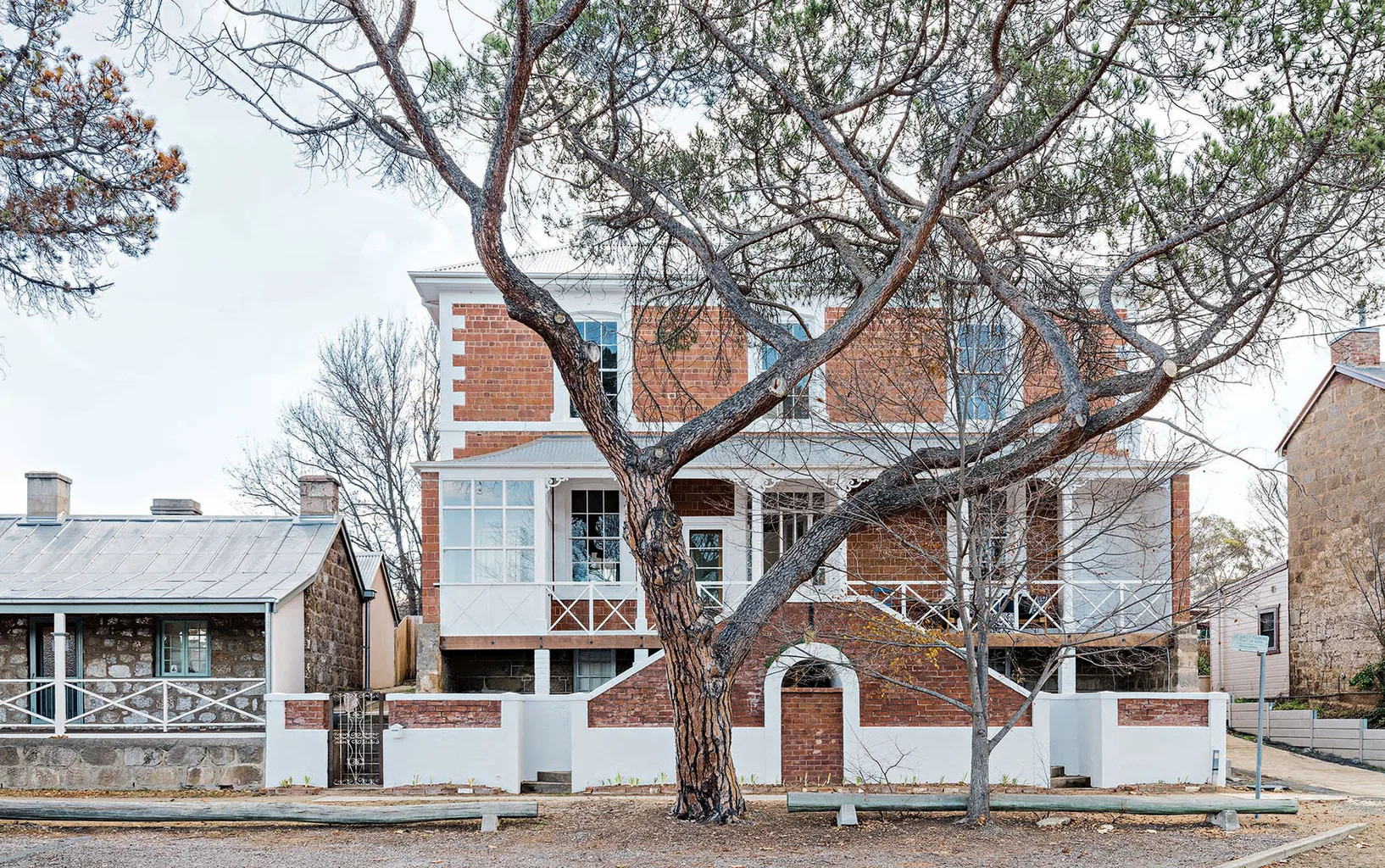 Neo-Georgian houses: understanding the architectural style | Homes To Love