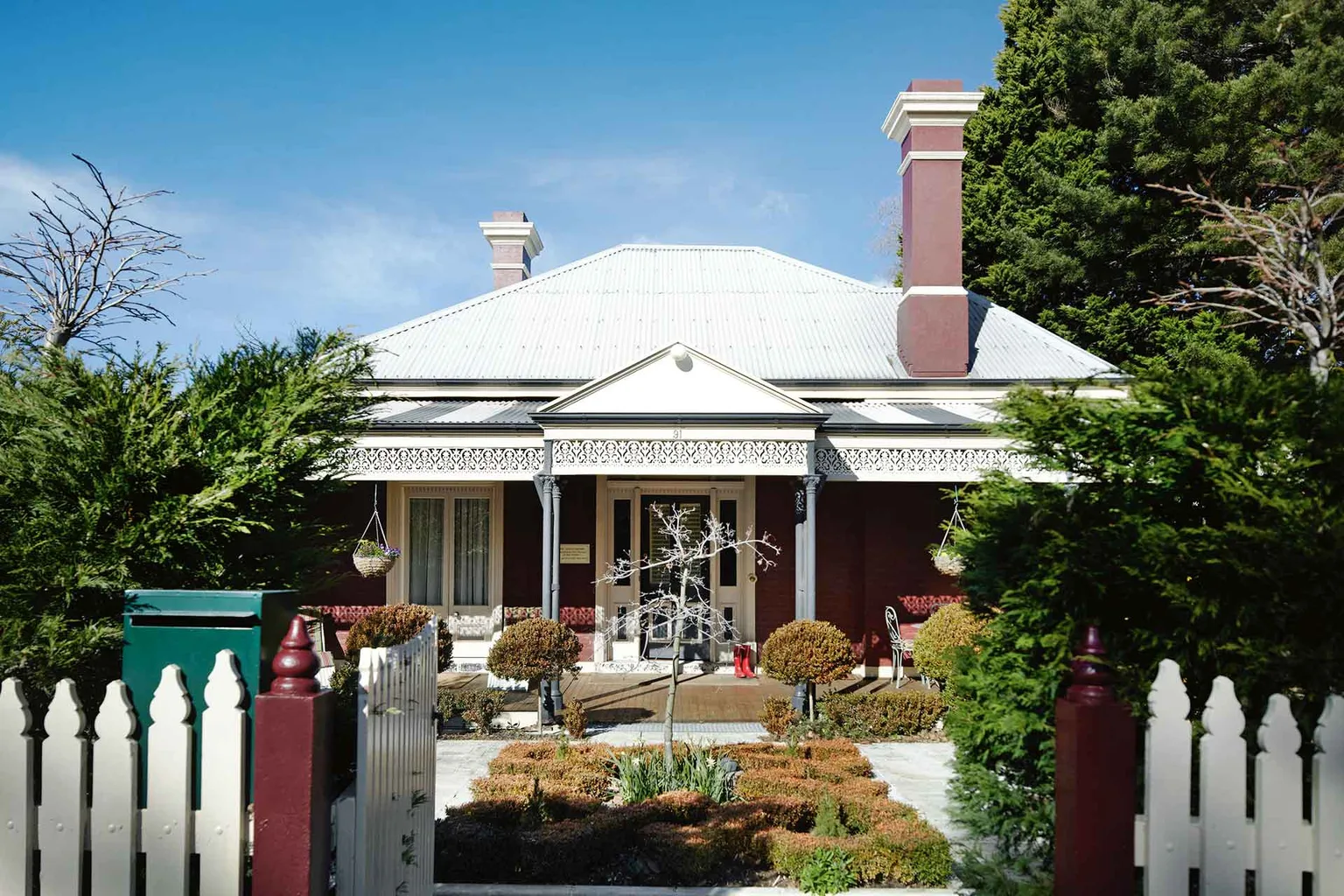 The stately interior of a Queen Anne house in Katoomba, NSW