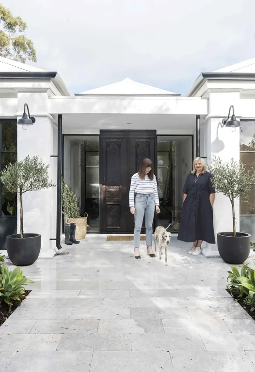 A modern home in Peppermint Grove with a resort-style twist