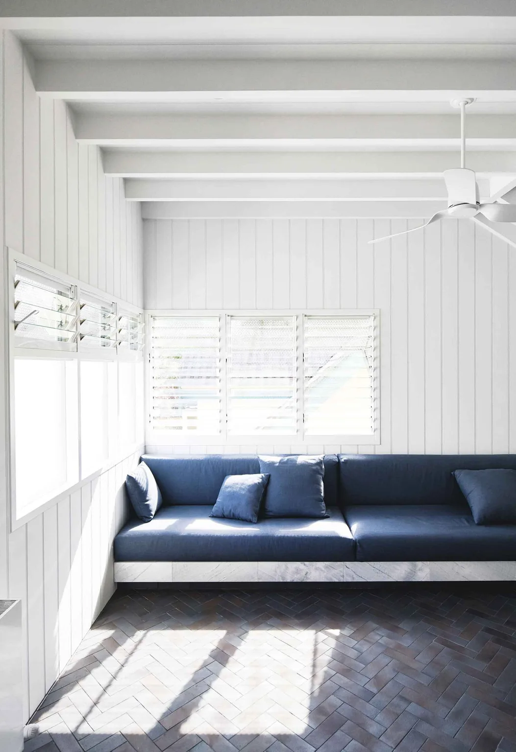 Exposed beams: what to know about the ceiling style