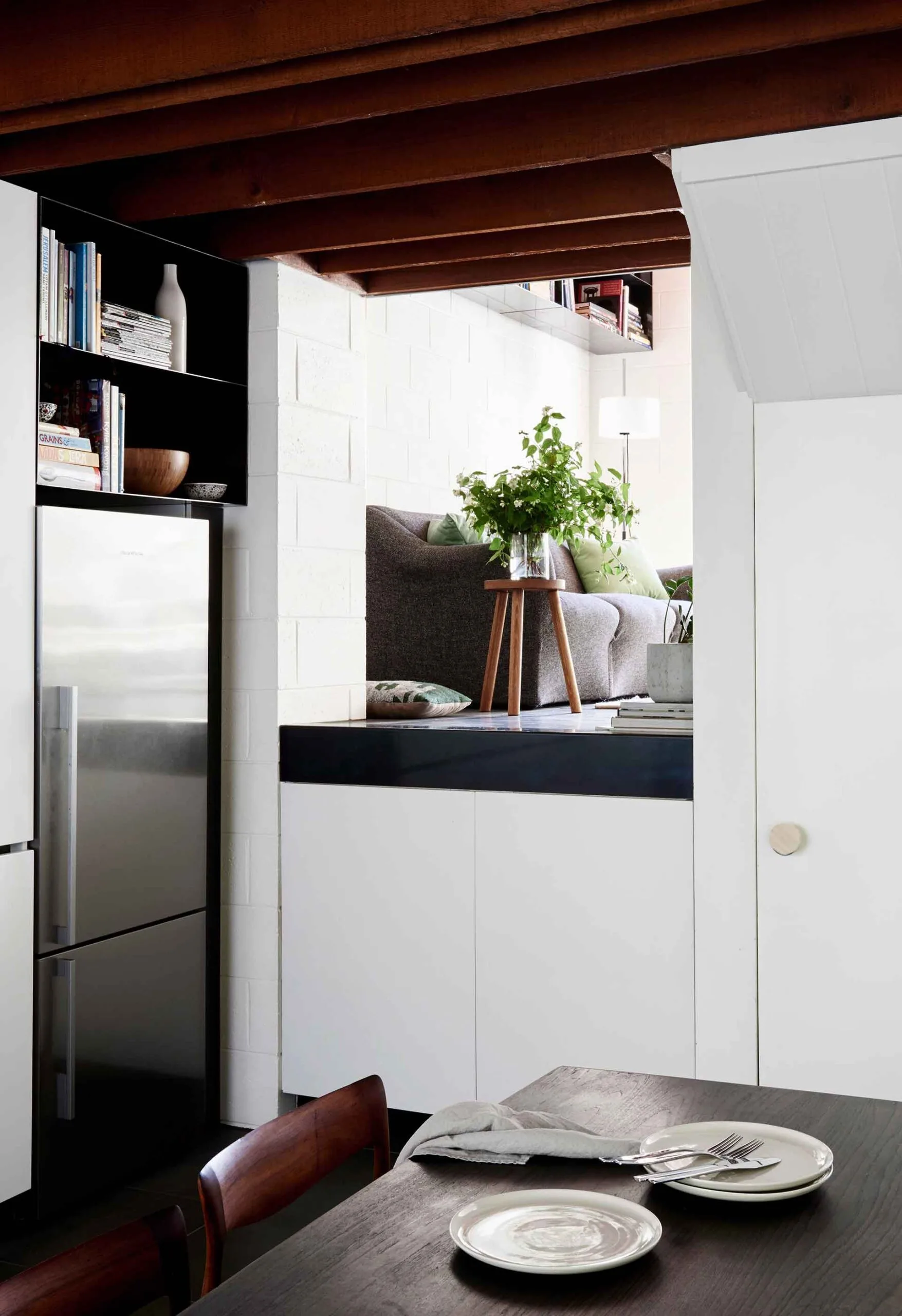 7 Best Small Fridges For Tight Spaces 2023