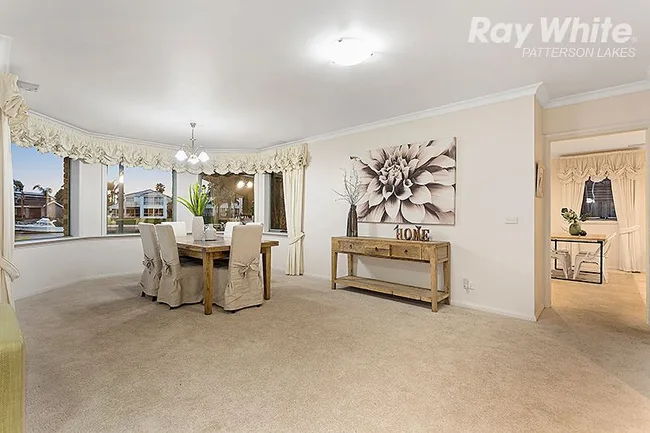 The iconic Kath & Kim house is under demolition