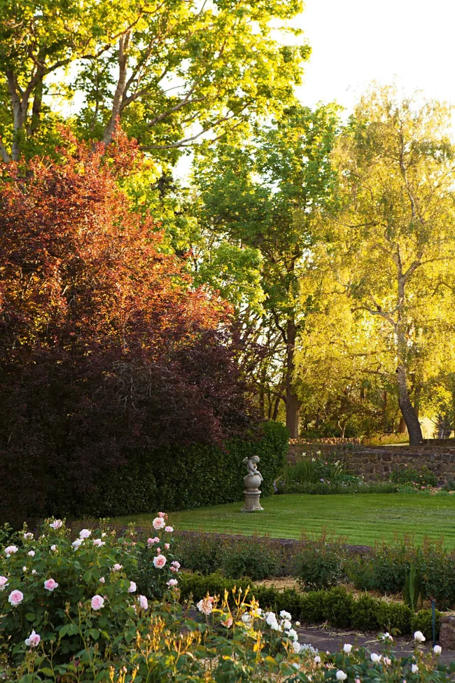 Inside an 80-year-old garden designed by Edna Walling