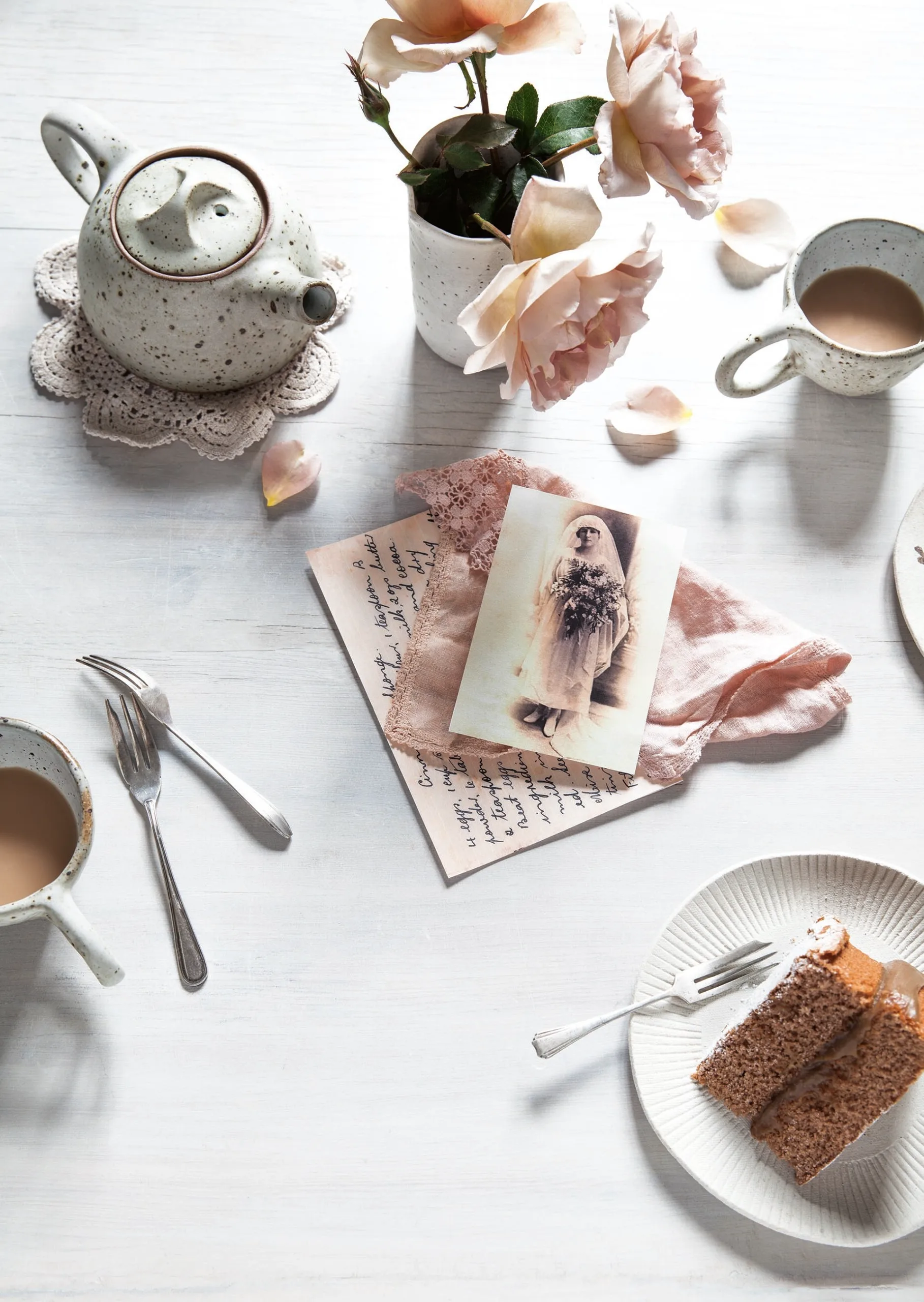 Cinnamon sponge cake: a grandma's special recipe