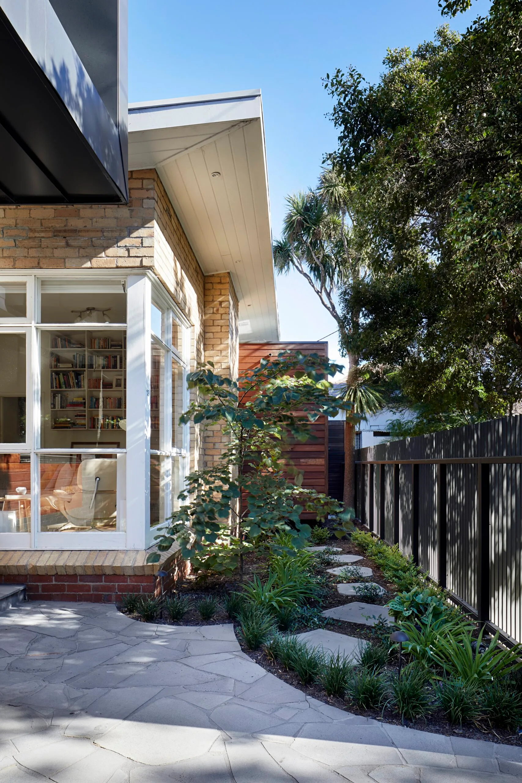 13 compact landscape design ideas