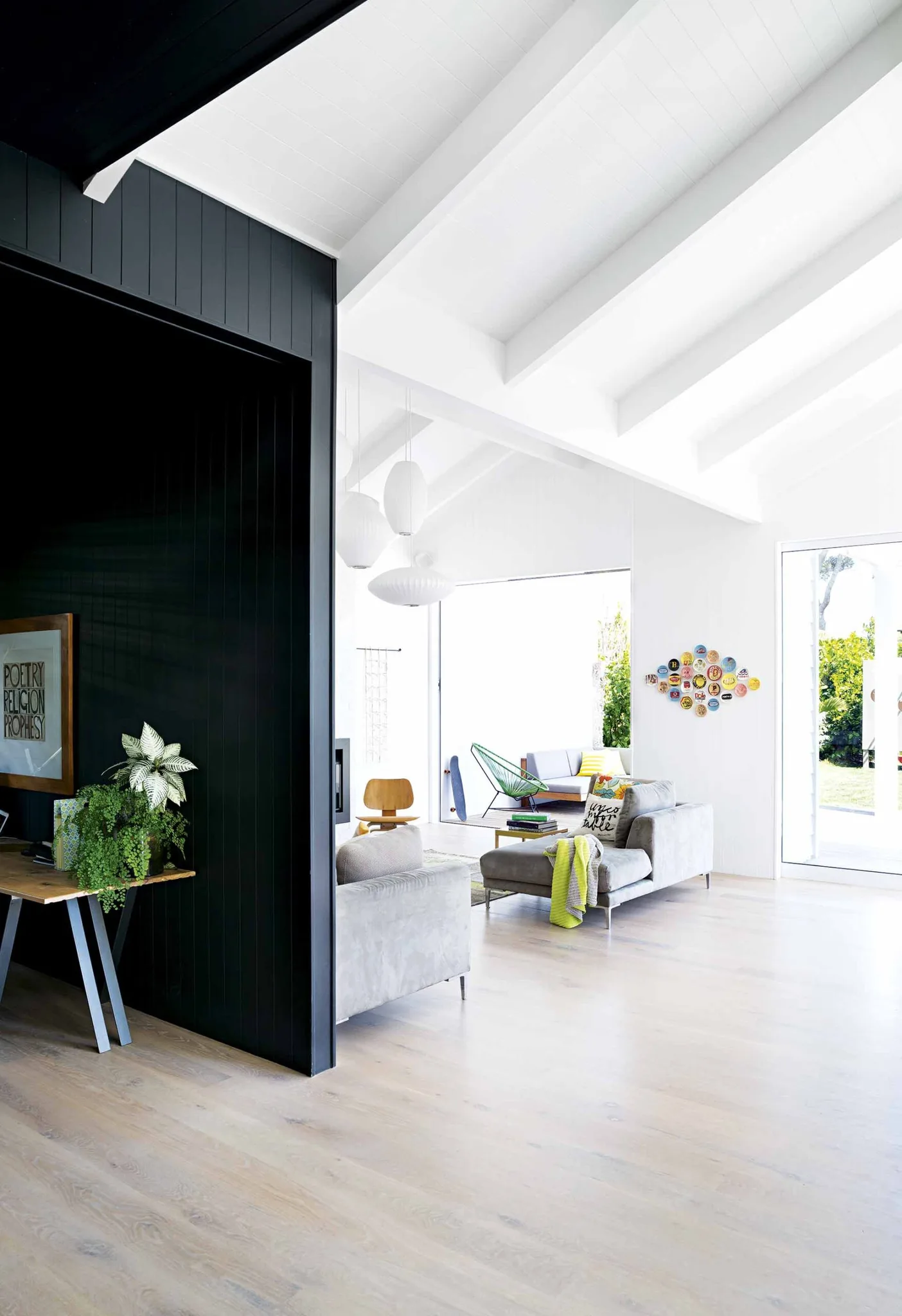 Relaxed Seaside Villa in NZ with Indoor-Outdoor Flow | Homes To Love