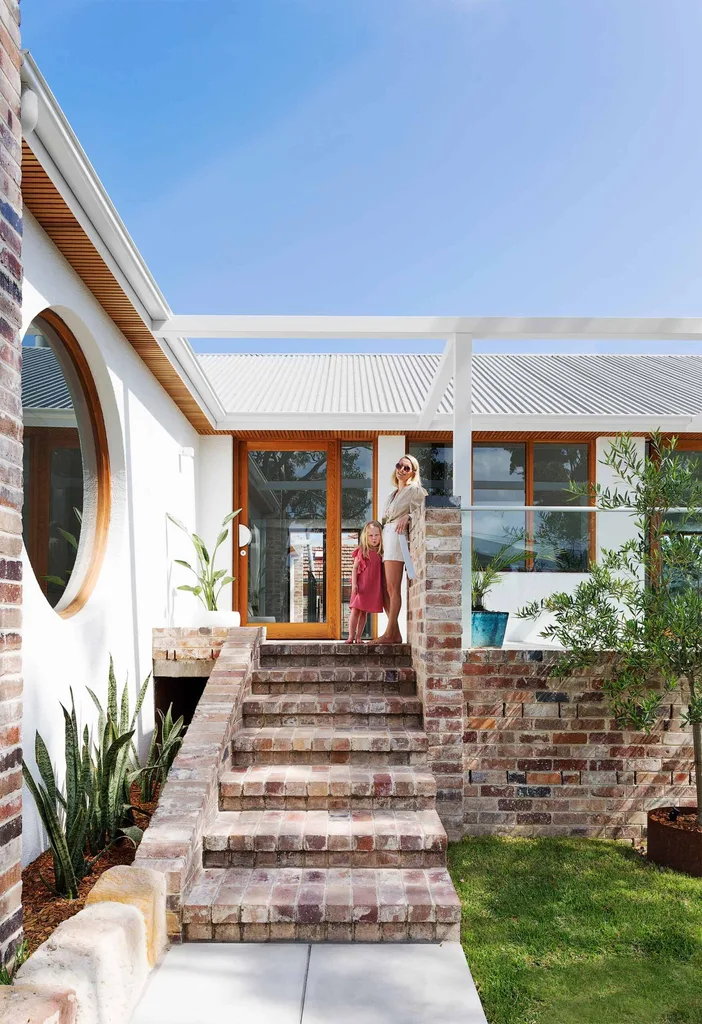 A mid-century modern family-friendly home with Scandi-style