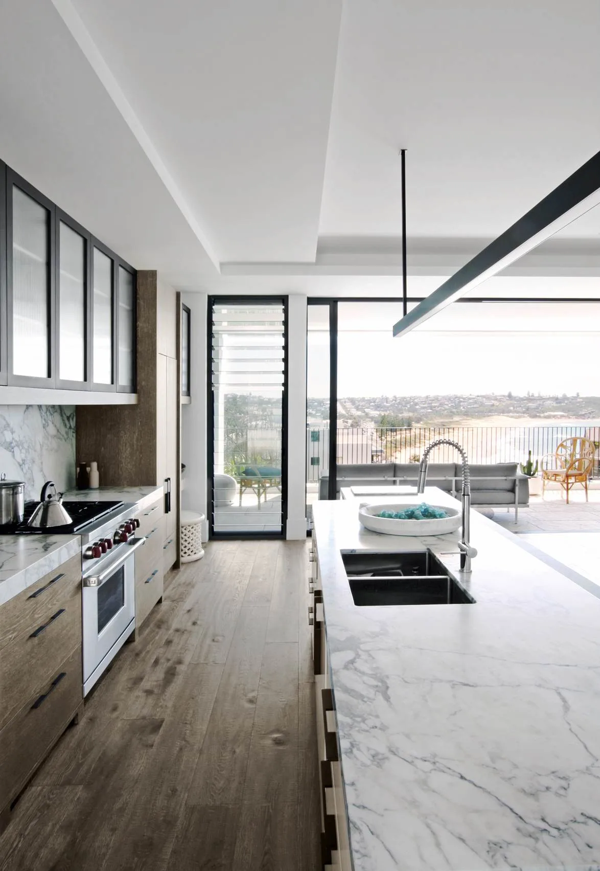 Entertaining kitchens: 10 designs to inspire
