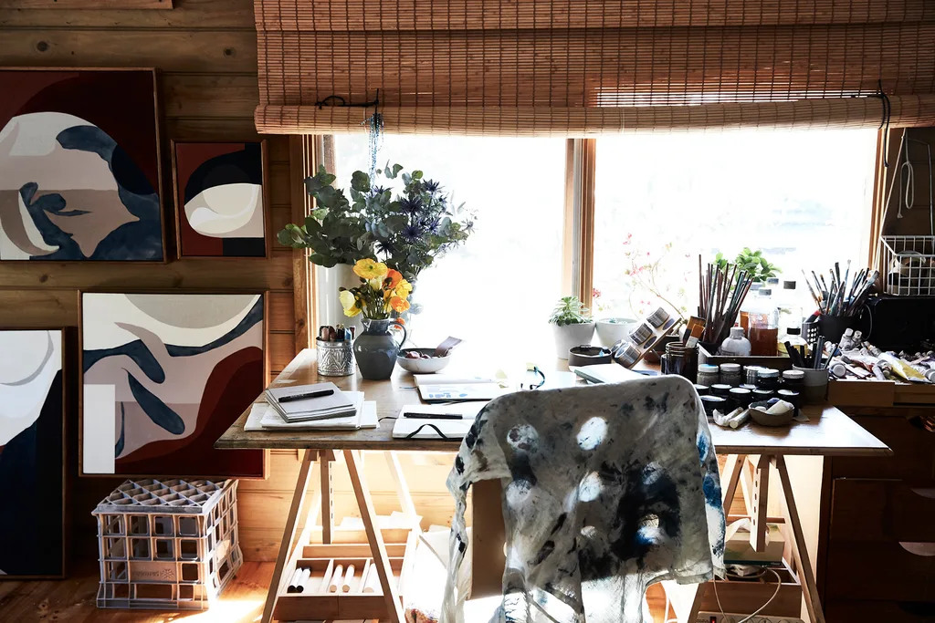 At home with emerging artist Hannah Nowlan