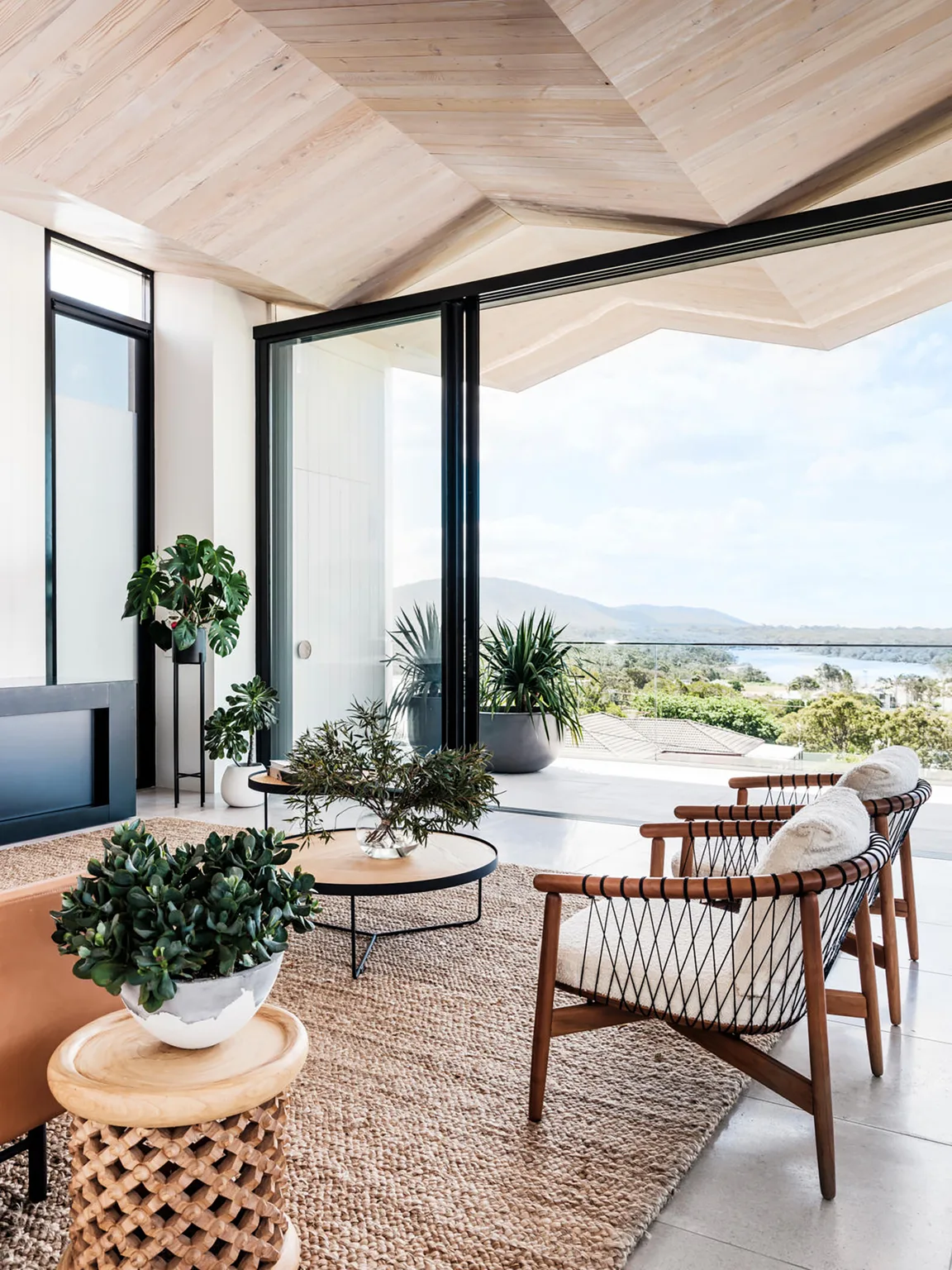 5 contemporary styling tips for updating your home's decor