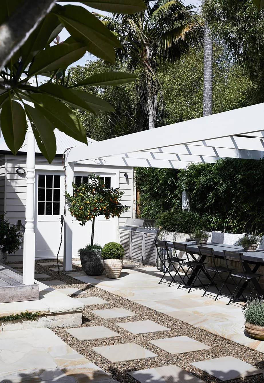 Pavers: 10 perfectly paved outdoor spaces and gardens