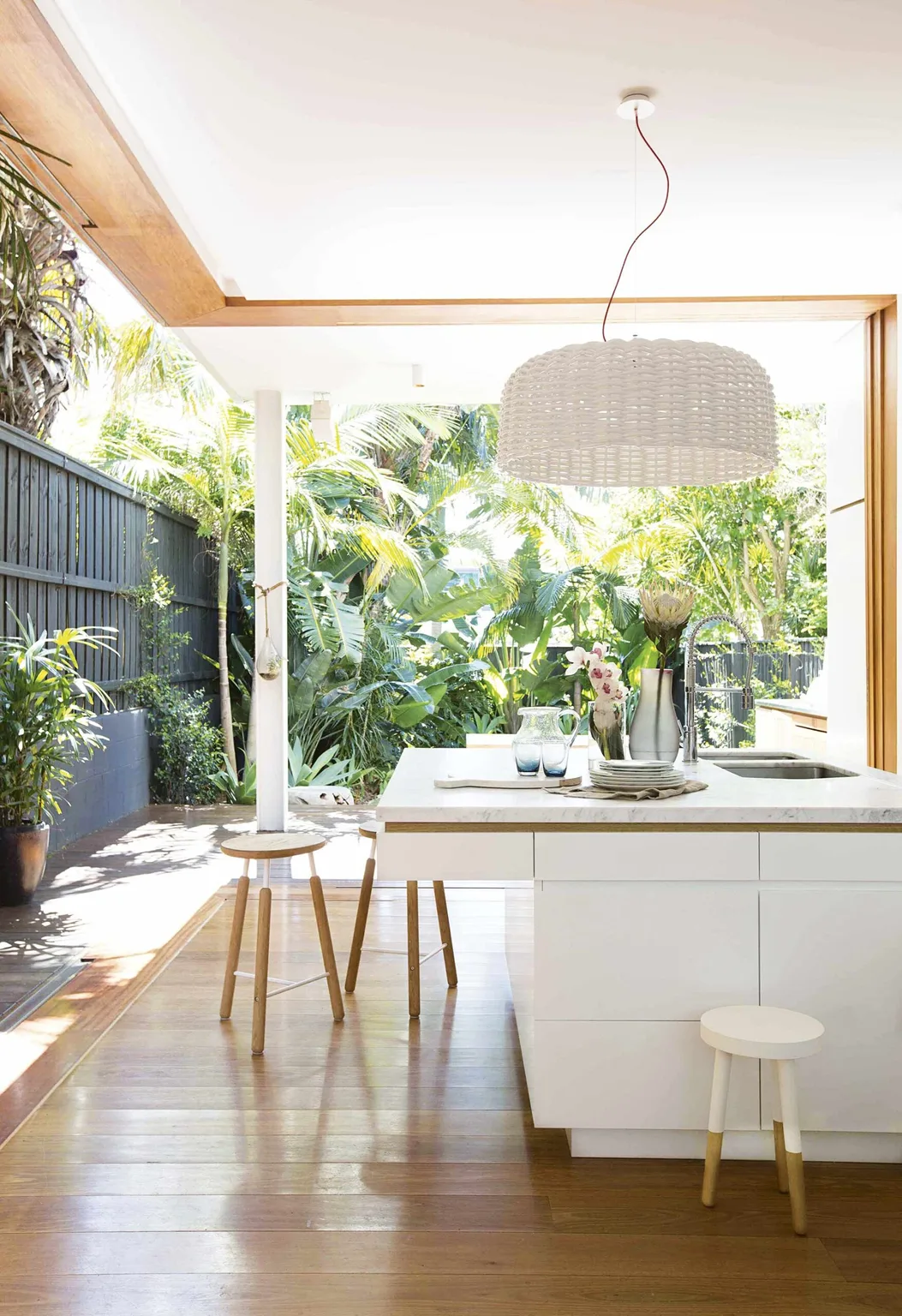 Indoor-Outdoor Flow: 18 Homes That Totally Nail It