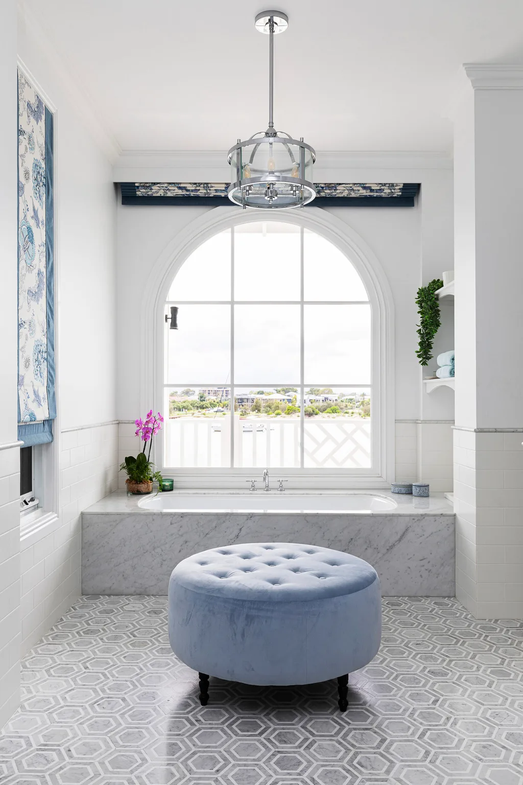 22 inset bathtub design ideas that steal the spotlight