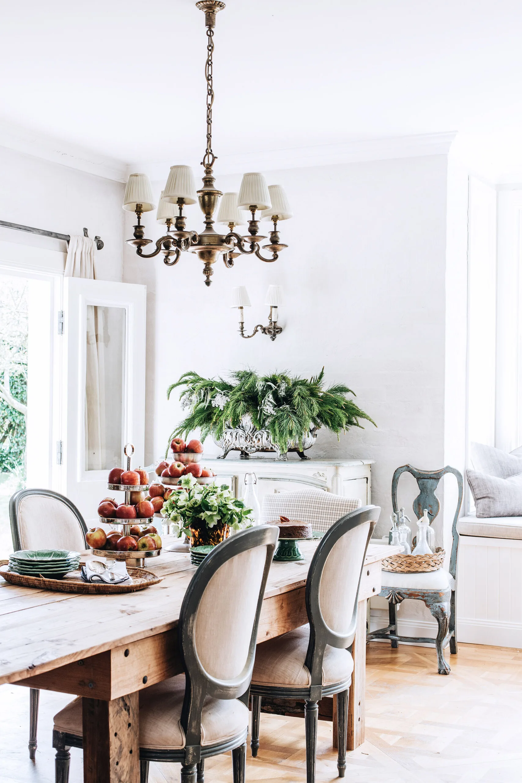 French Provincial Style: 10 Key Elements To Emulate