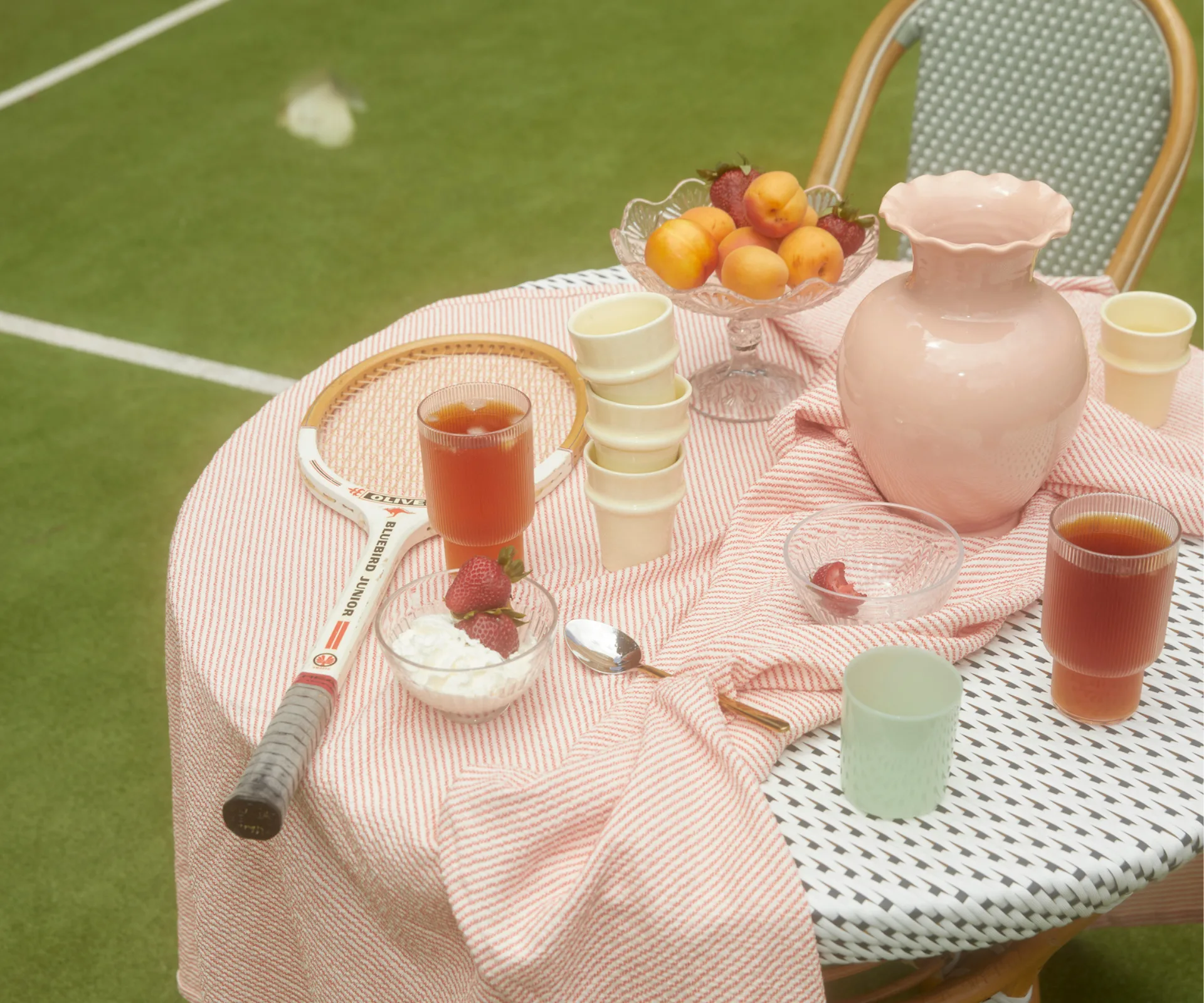 A day on the green: how to host a tennis themed party