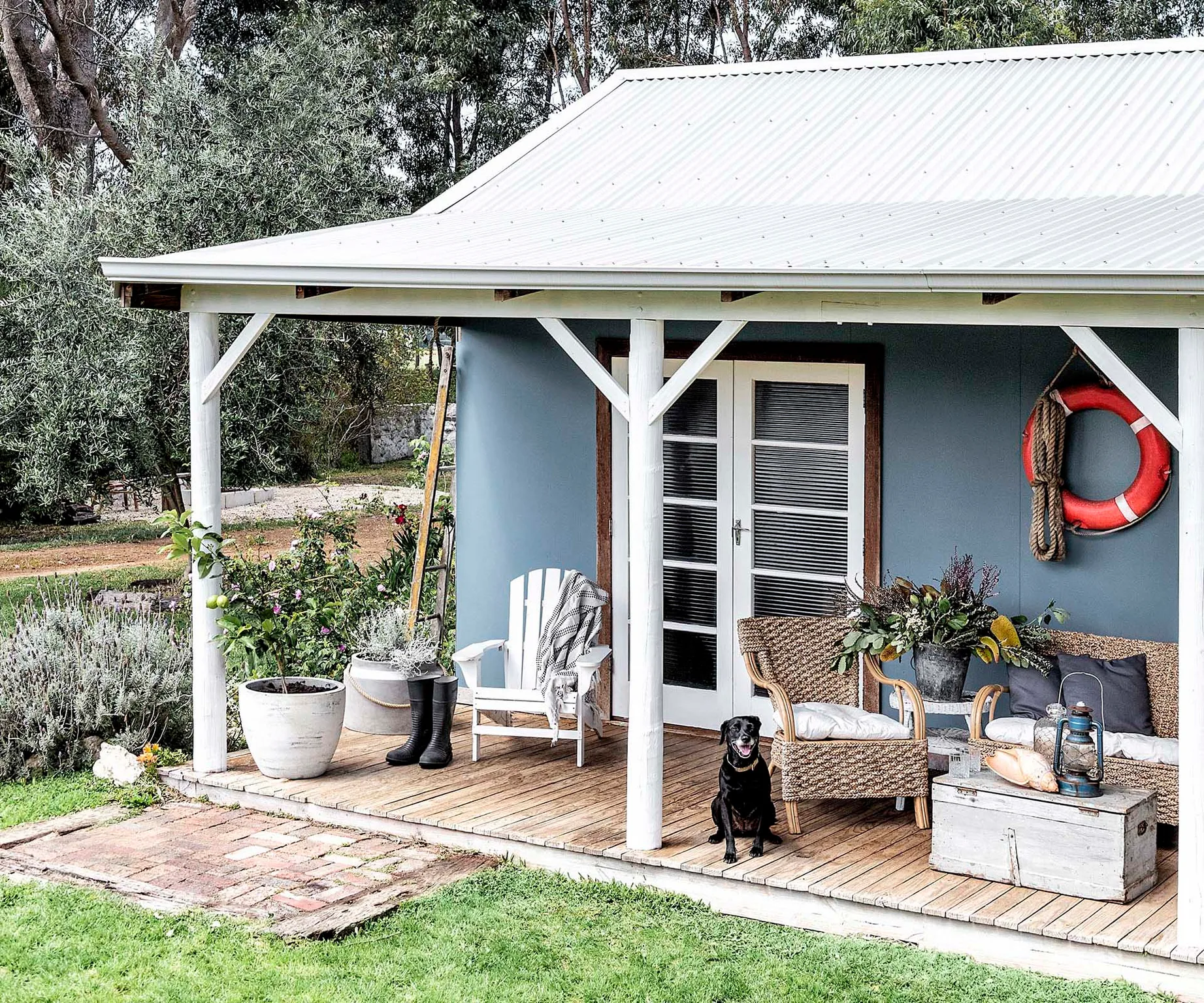 A Restored Blue Beach Shack In Esperance | Homes To Love