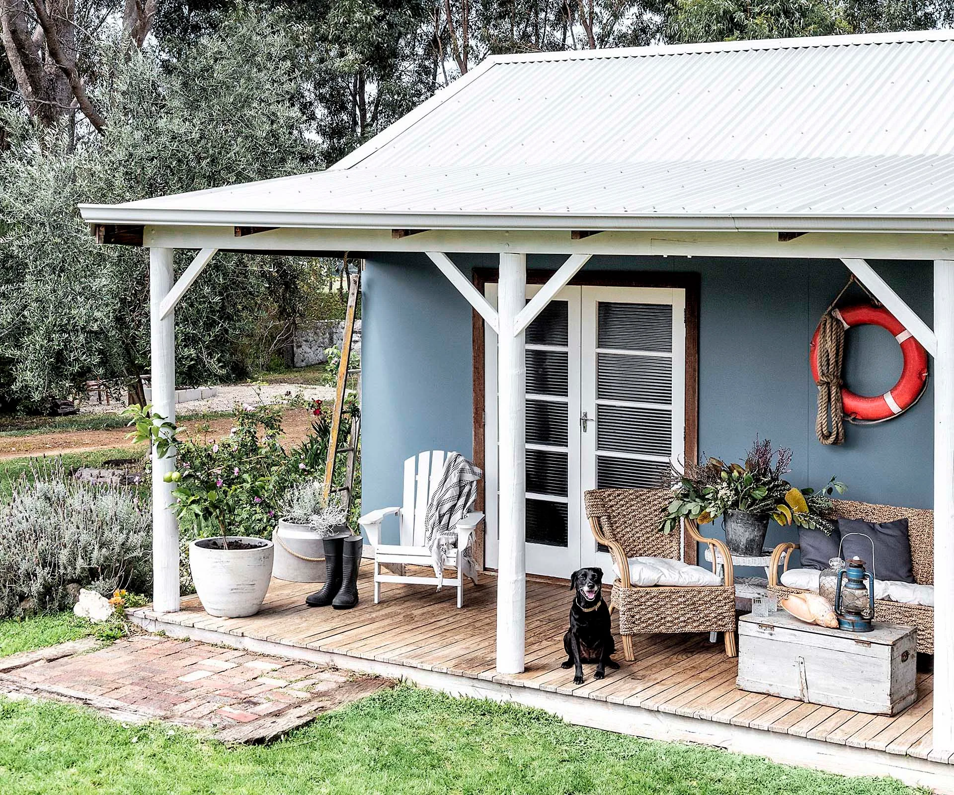A Restored Blue Beach Shack In Esperance | Homes To Love