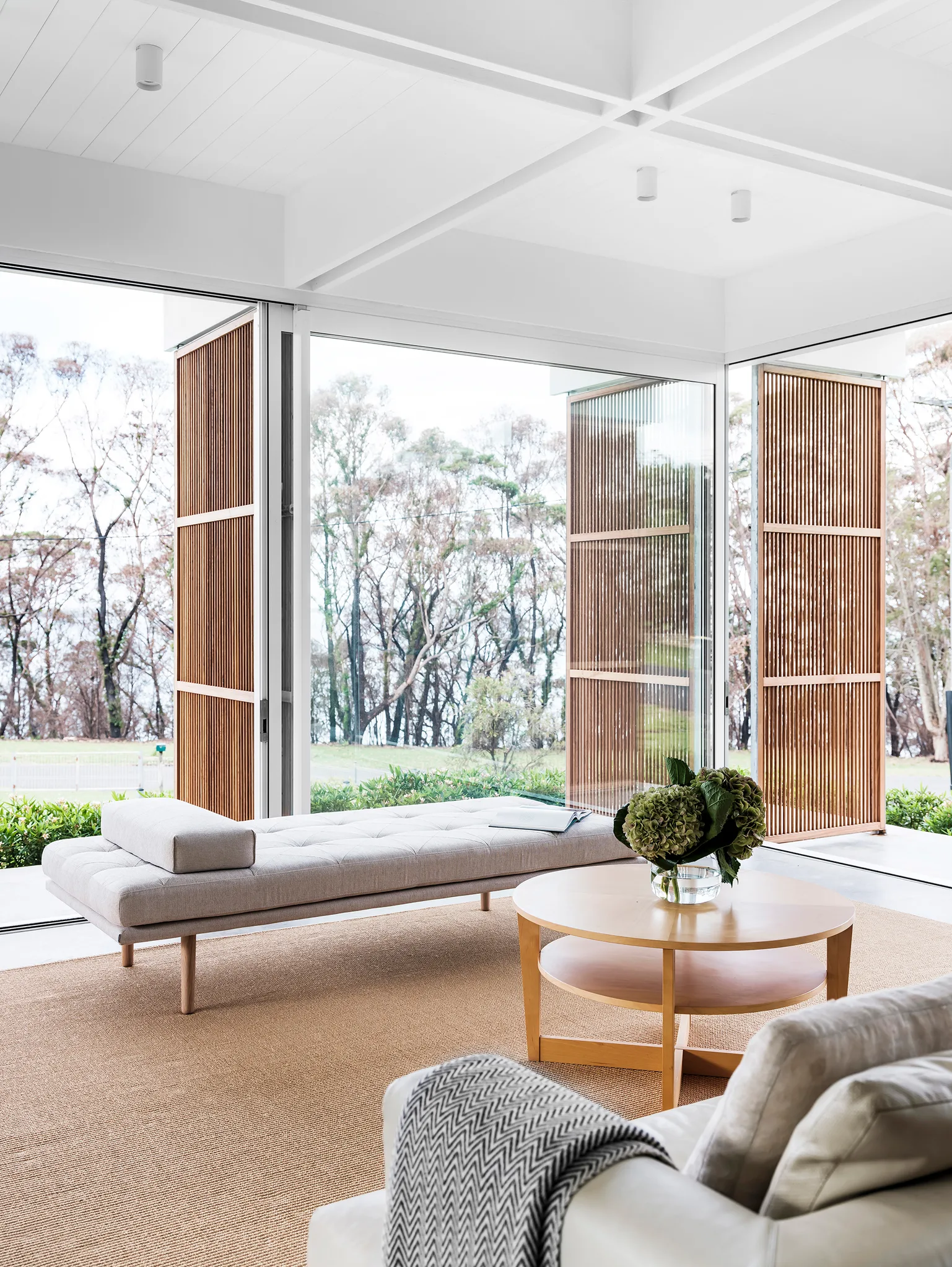 16 Lounge Room Ideas For Every Taste and Budget