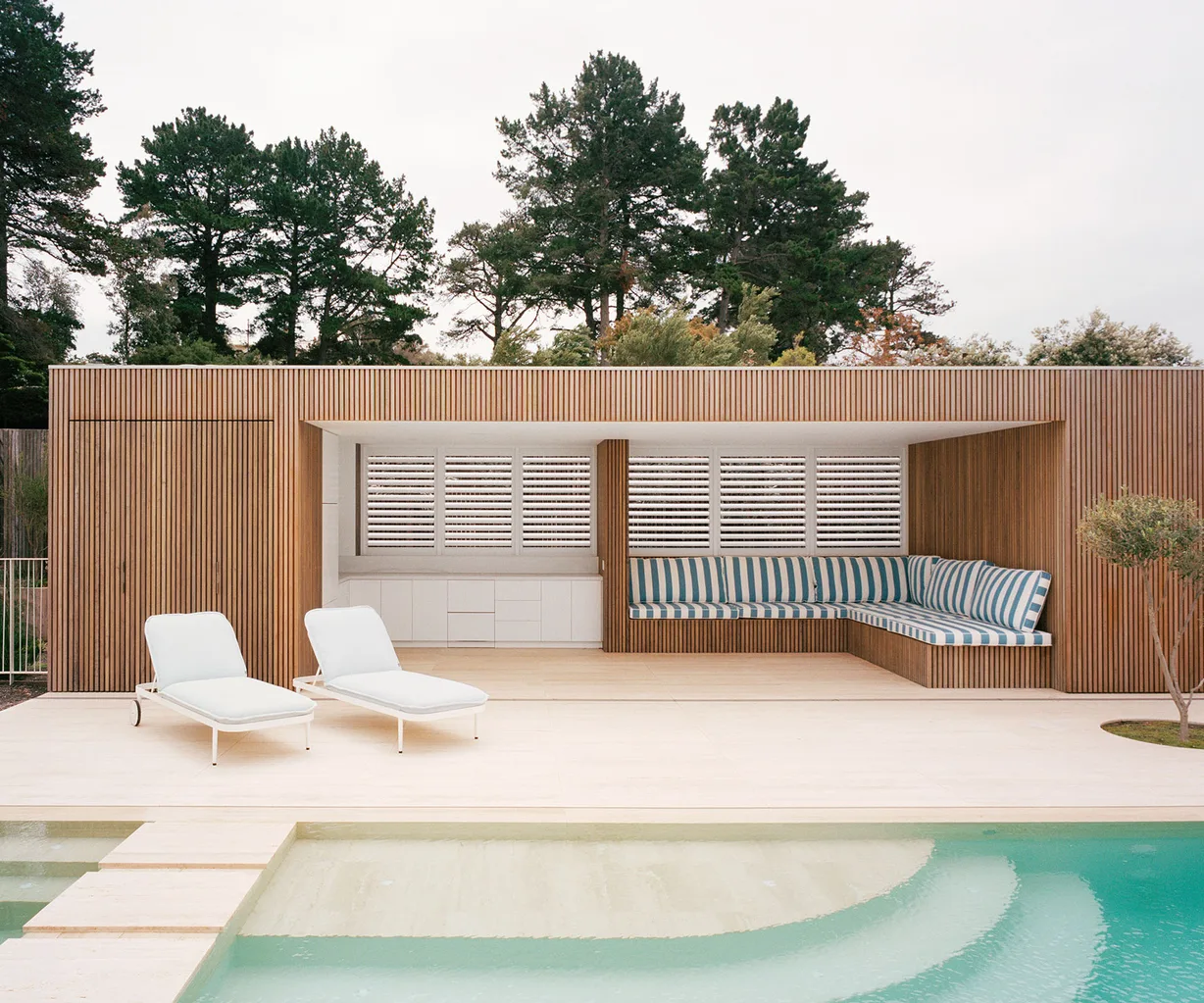 A serene minimalist beach house in Sorrento