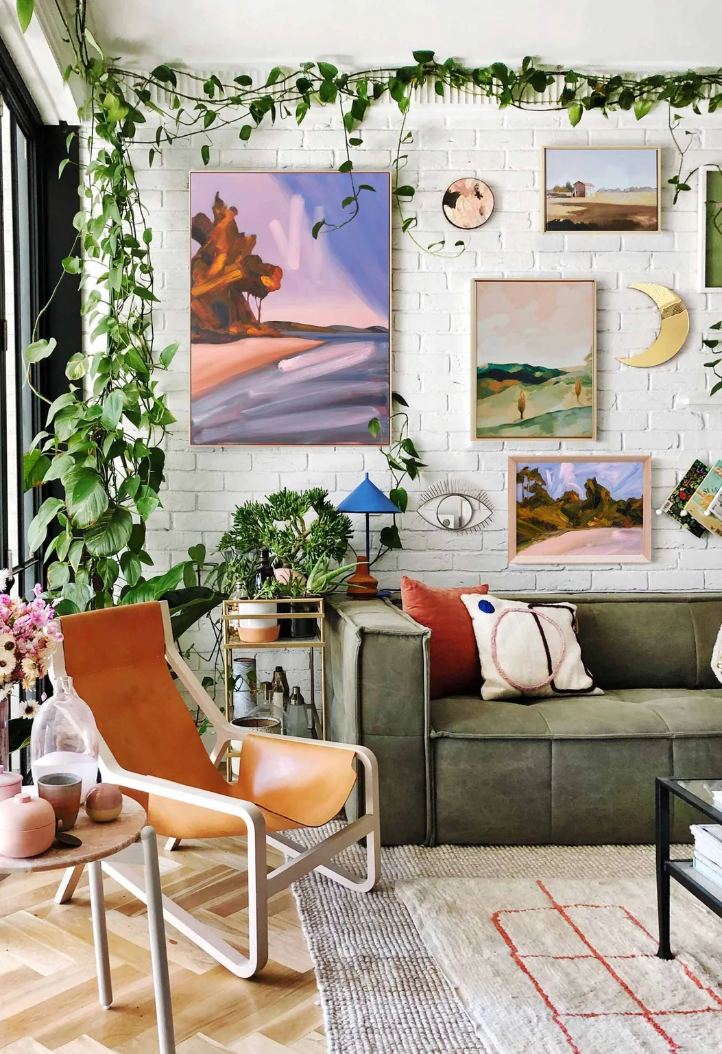 8 easy and affordable ways to add art to your home