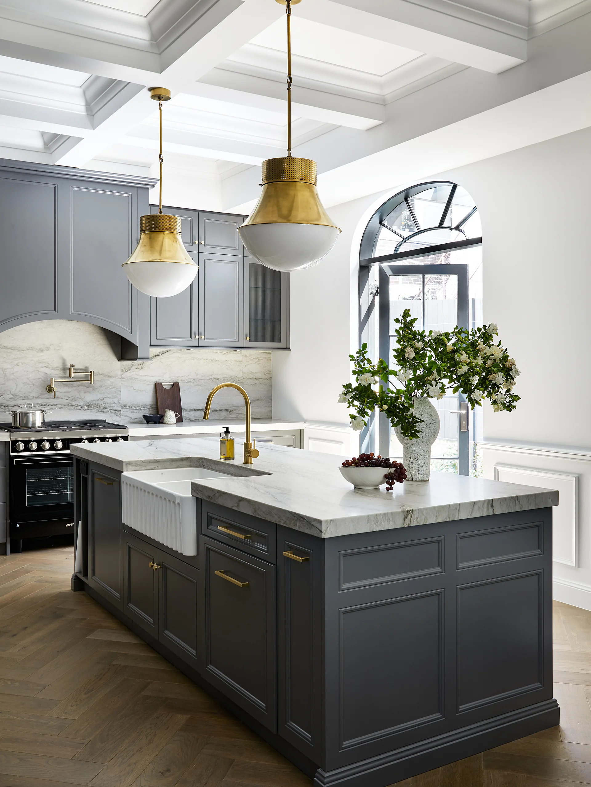 21 Shaker-Style Kitchens To Inspire A Renovation | Homes To Love
