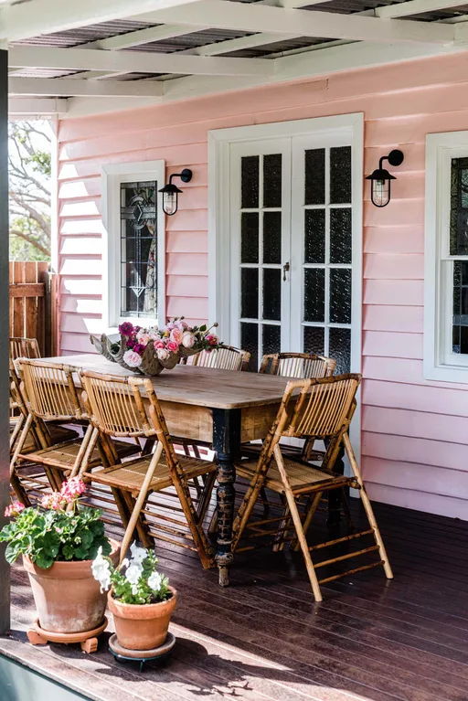 21 Cottage Style Homes With Irresistible Charm | Homes To Love