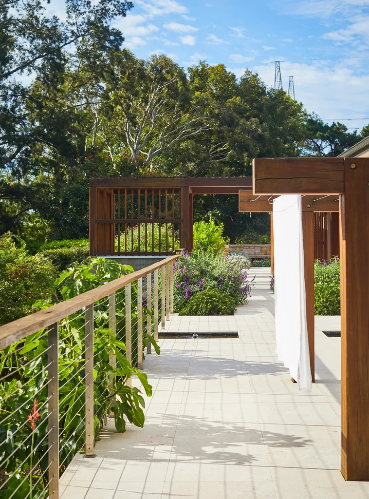 A Sprawling Garden for a Multigenerational Family Home | Homes To Love