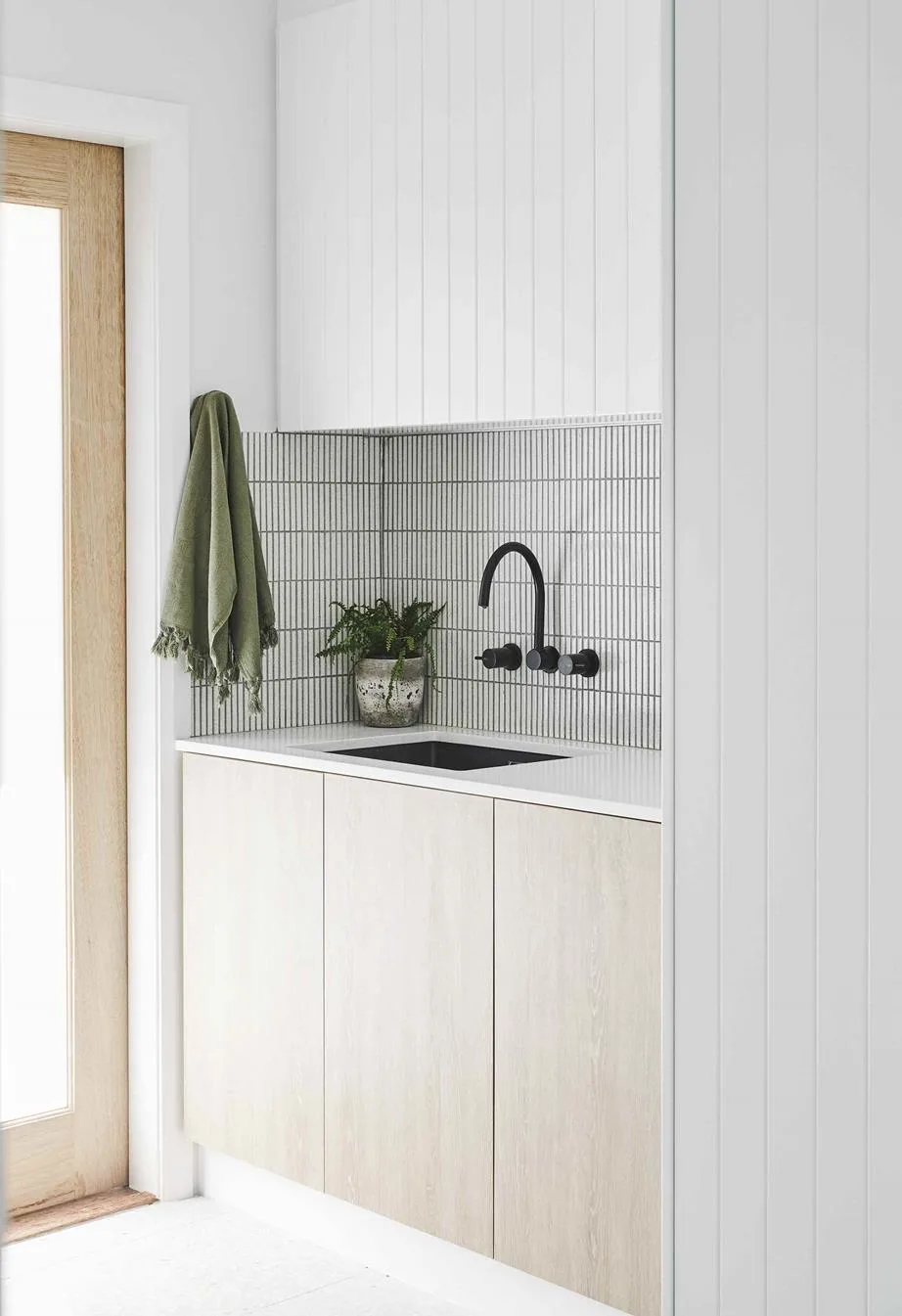 Finger Tiles: 11 Bathrooms That Feature Kit Kat Tiles