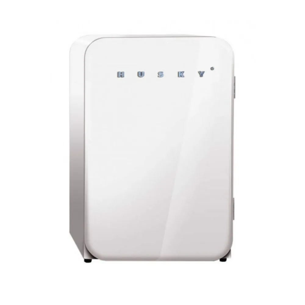 7 Best Small Fridges For Tight Spaces 2023