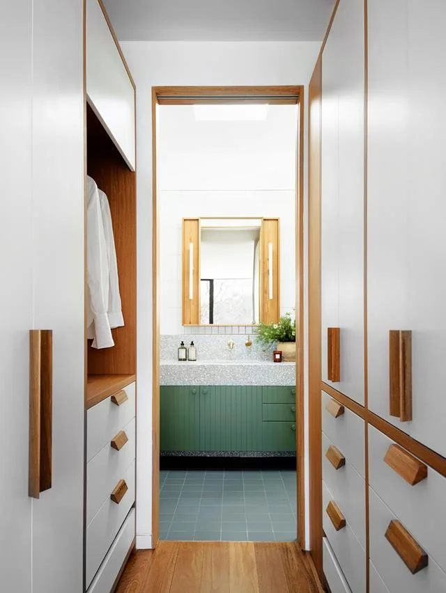 10 luxury walk-in wardrobe design ideas